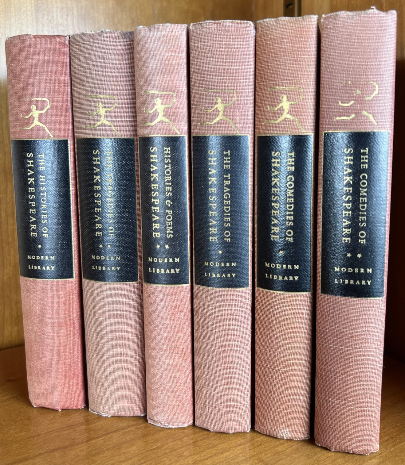 (6) MODERN LIBRARY SHAKESPEARE BOOKS #47090 | Auctionninja.com