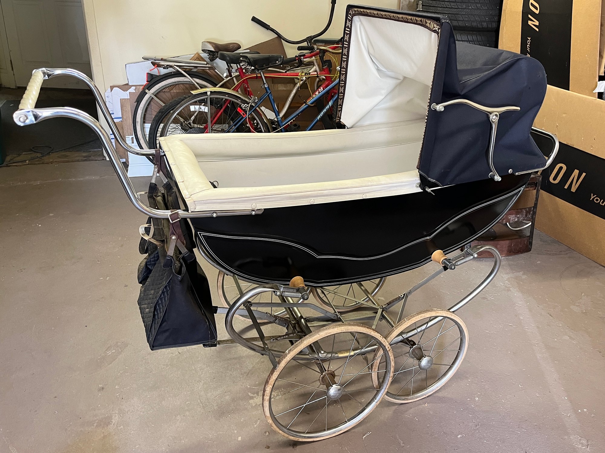 Vintage Bilt-Rite Baby Carriage Stroller Pram #1123 | Auctionninja.com