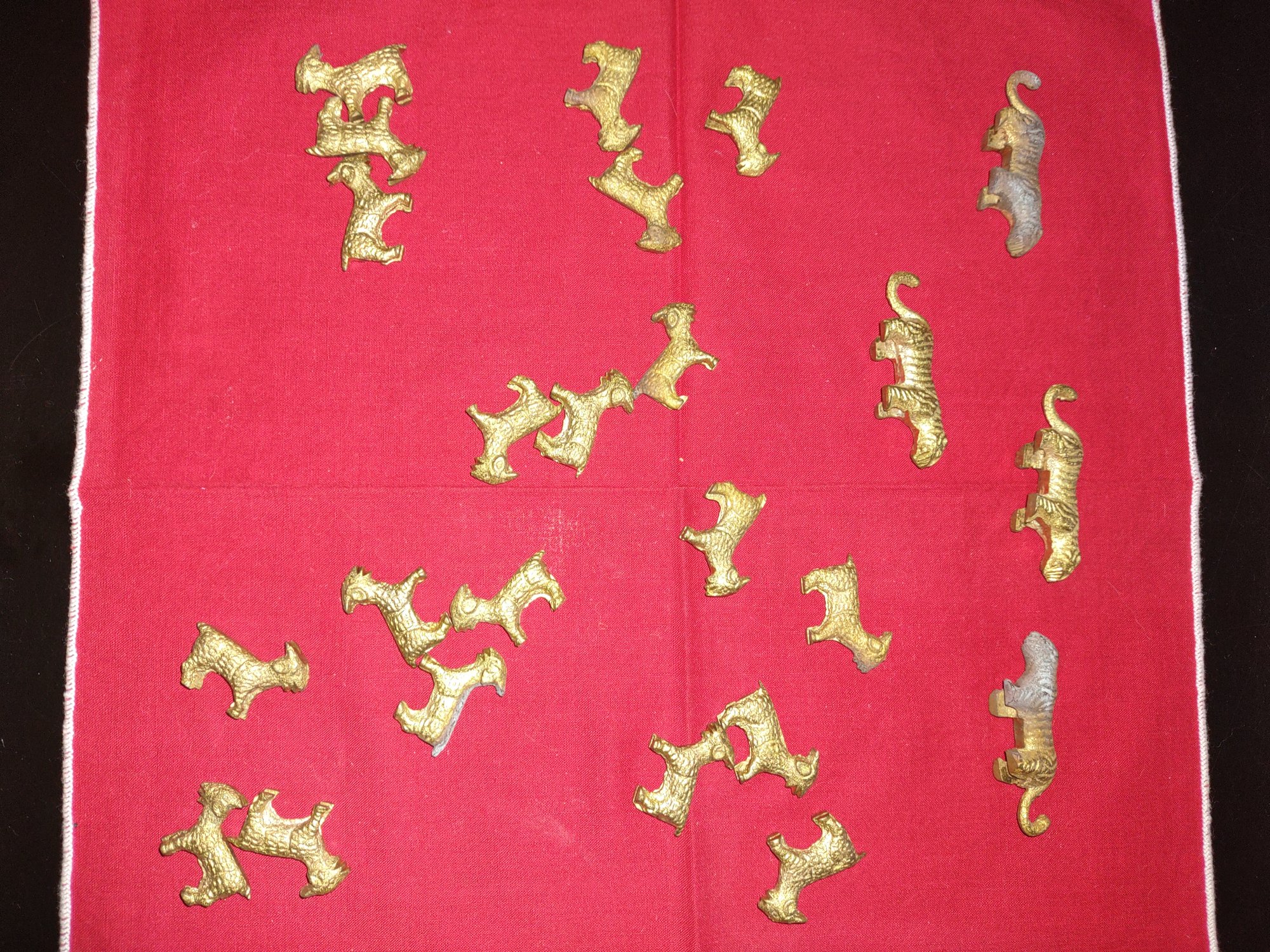 Bagh Chal Brass Goats & Tigers No Game Board #2027 | Auctionninja.com