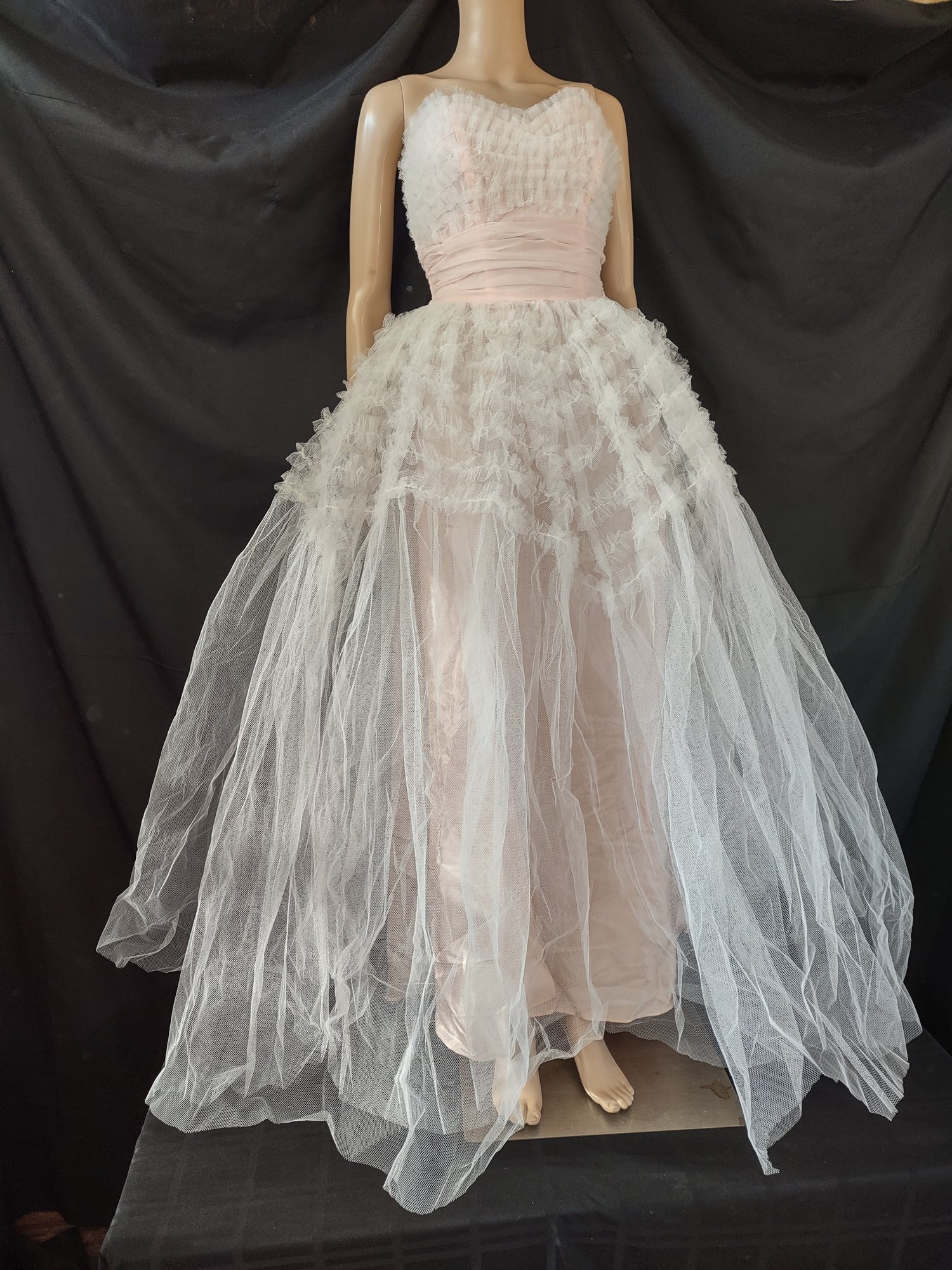 Vintage Pink Cupcake Prom Dress #4193 | Auctionninja.com