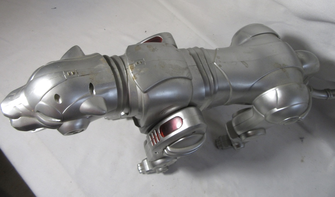 Vintage Wow Wee Silver Cyber Panther Remote Controlled #1591 ...