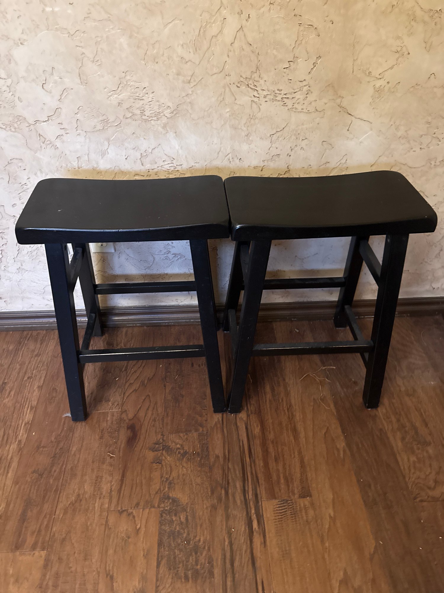 Small Wooden Stools #1609 | Auctionninja.com