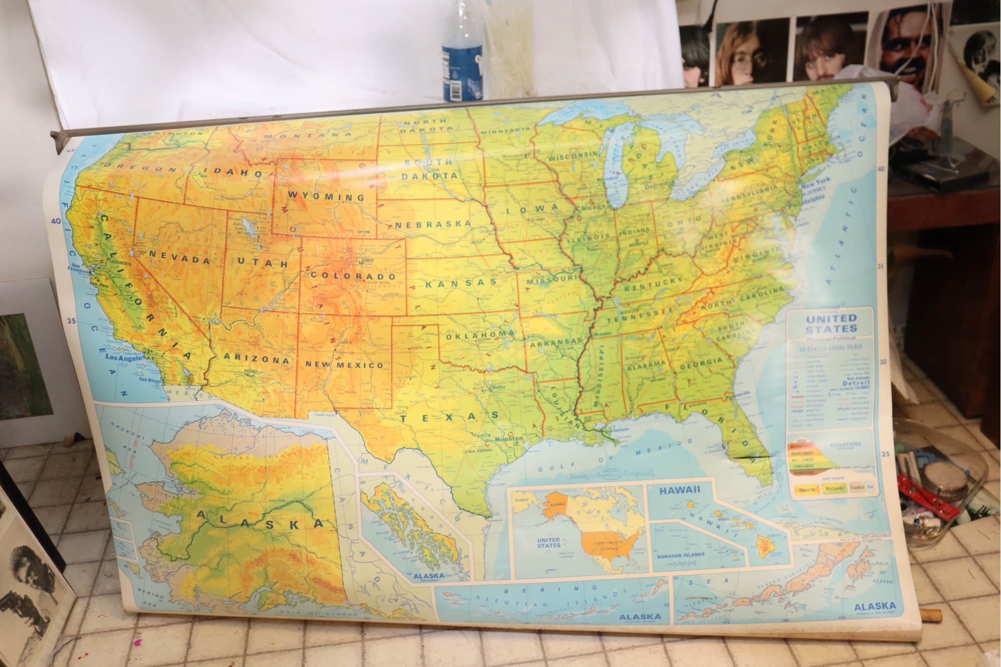 Modern Educational Systems Inc Physical Political Pull-Down Classroom ...