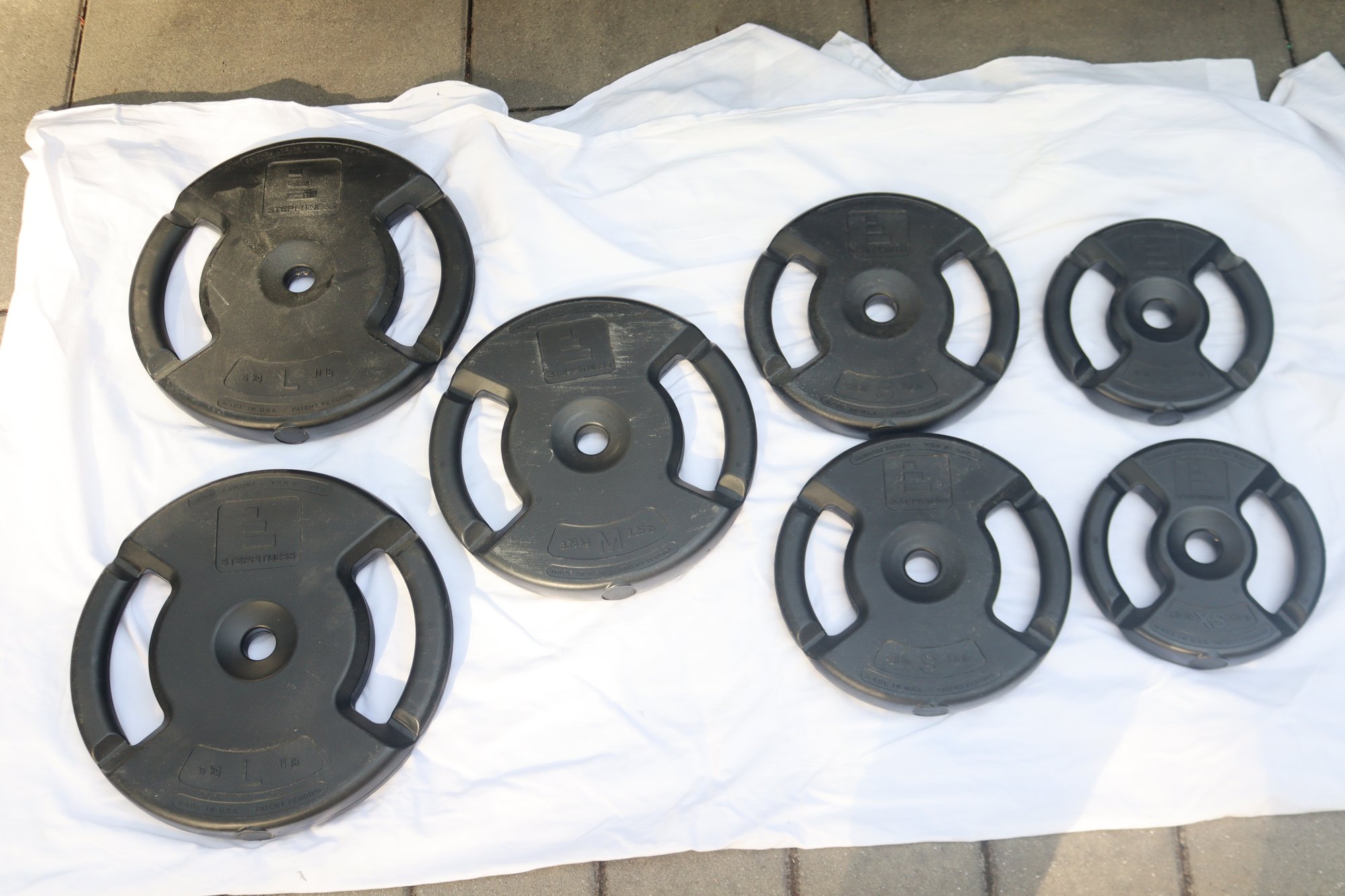 Step Fitness Weights. (J-30) #38668 | Auctionninja.com