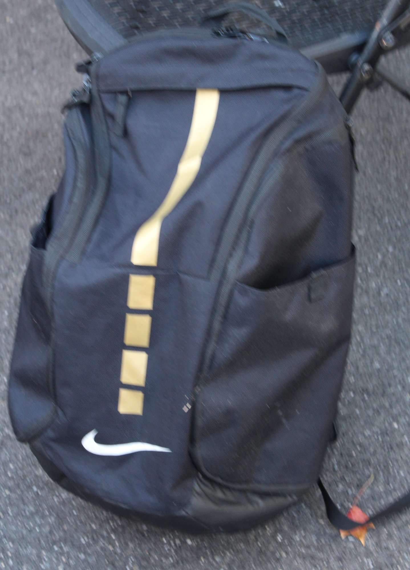 Nike Hoops Elite Pro Basketball/Shoe Metallic Gold Silver Ba #39662 ...