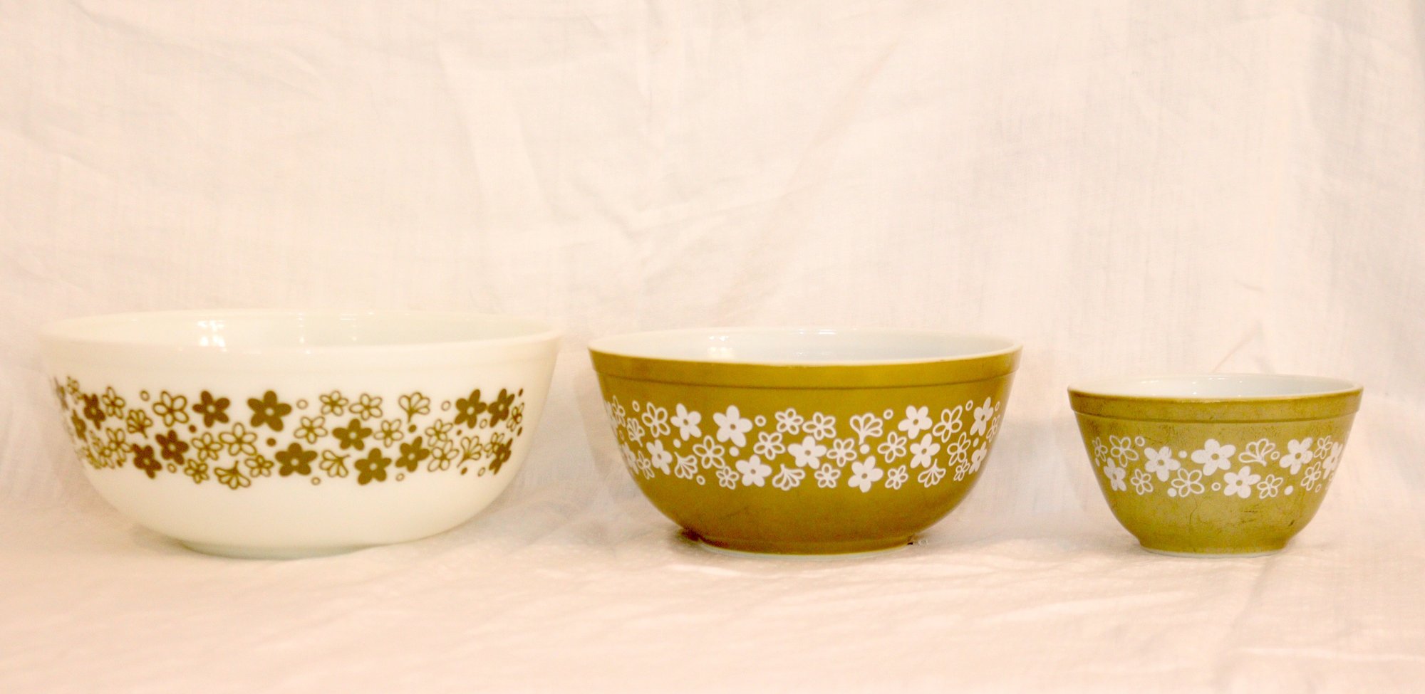 Vintage PYREX SPRING BLOSSOM CRAZY DAISY MIXING BOWLS (I-11) #38048 ...