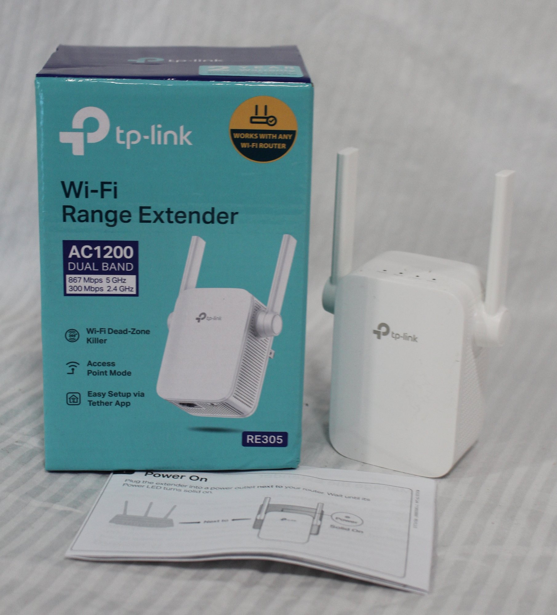 TP Link Wi-fi Range Extender RE305. (E-55) #40806 | Auctionninja.com