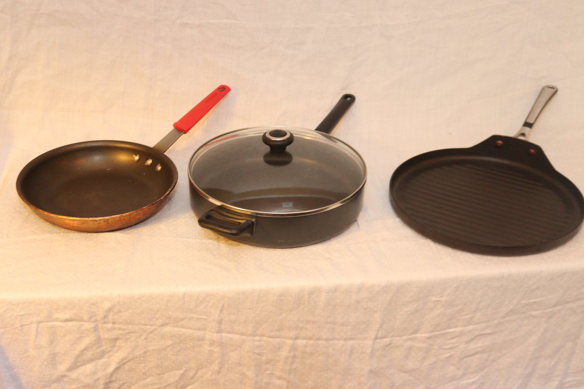 Frying Pans #38191 | Auctionninja.com