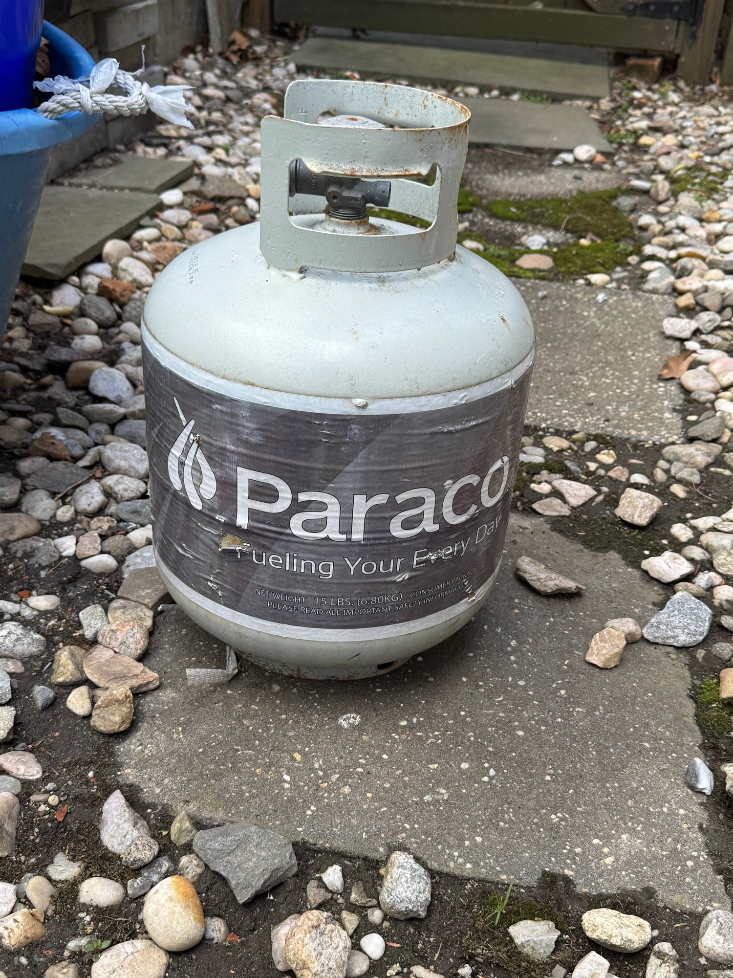 Propane Tank BBQ 3/4 Full #42445 | Auctionninja.com