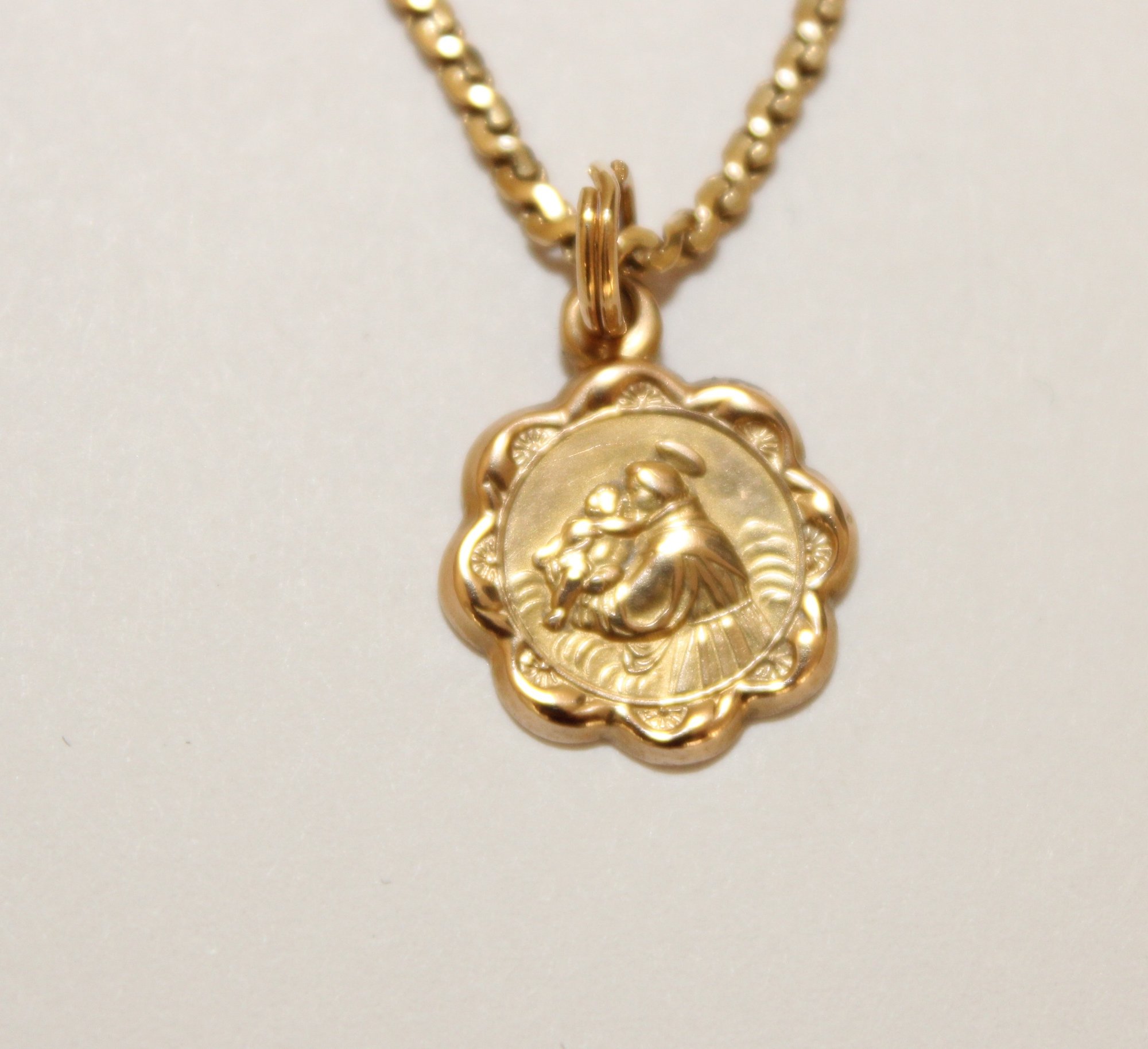 18K Gold St. Anthony Medal Pendant On A S-link Chain Necklace 750 ...
