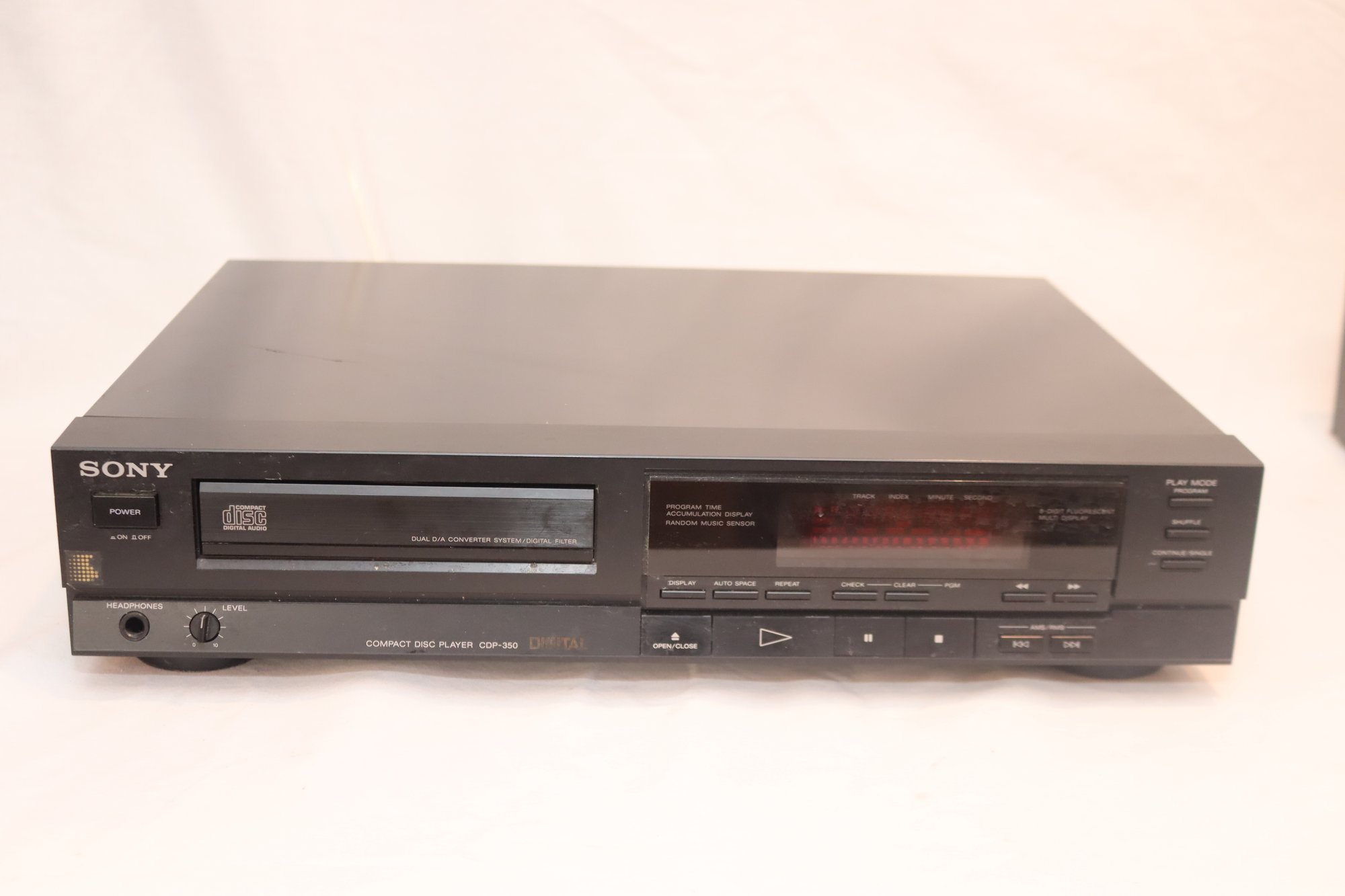 Sony CDP-350 CD Player (J-35) #37751 | Auctionninja.com