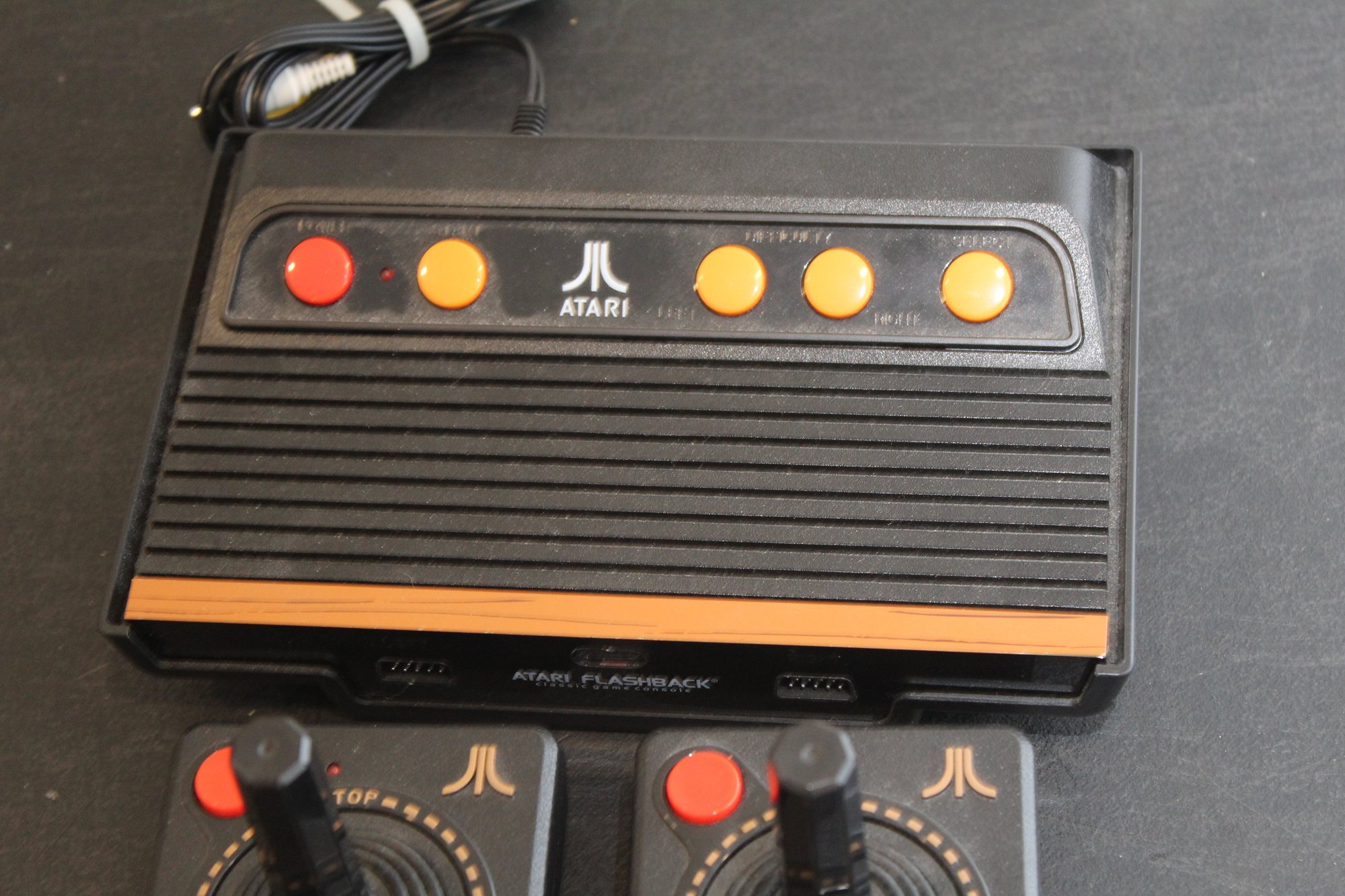 Atari Flashback Classic Game Console. (G-87) #45360 | Auctionninja.com