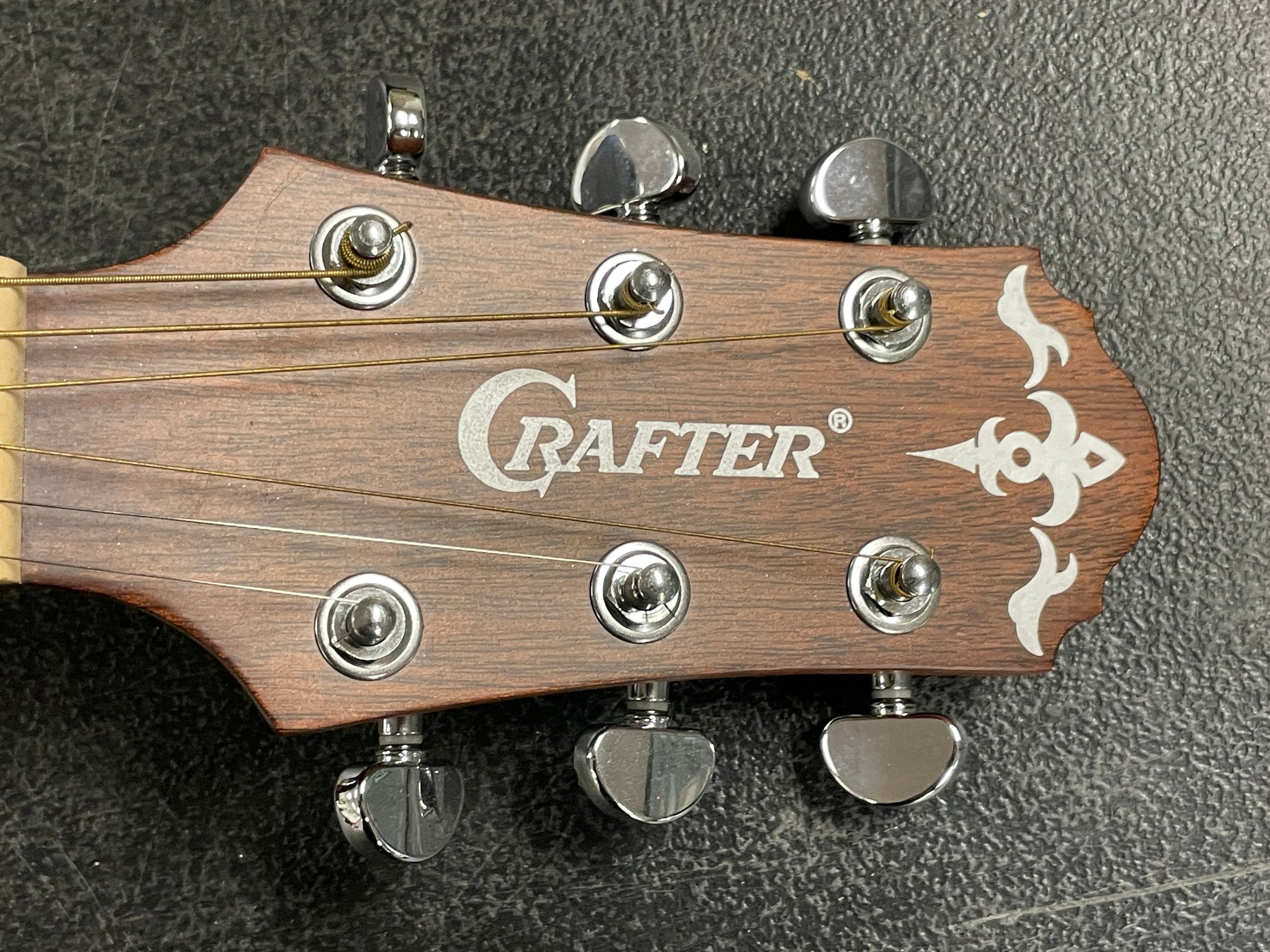 6 STRING ACOUSTIC/ELECTRIC CRAFTER GUITAR #4641 | Auctionninja.com