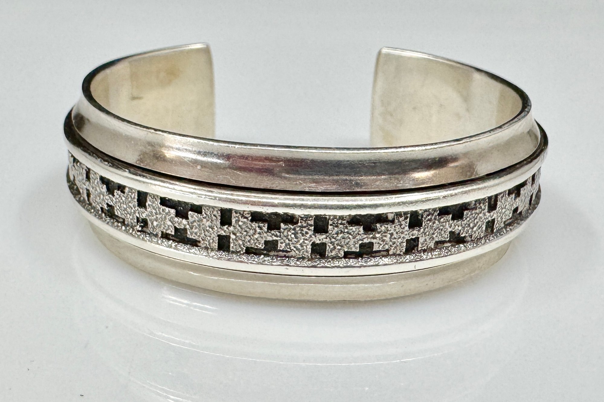 Navajo Southwest Sterling Silver 925 Rug Pattern Cuff Bracelet Signed ...