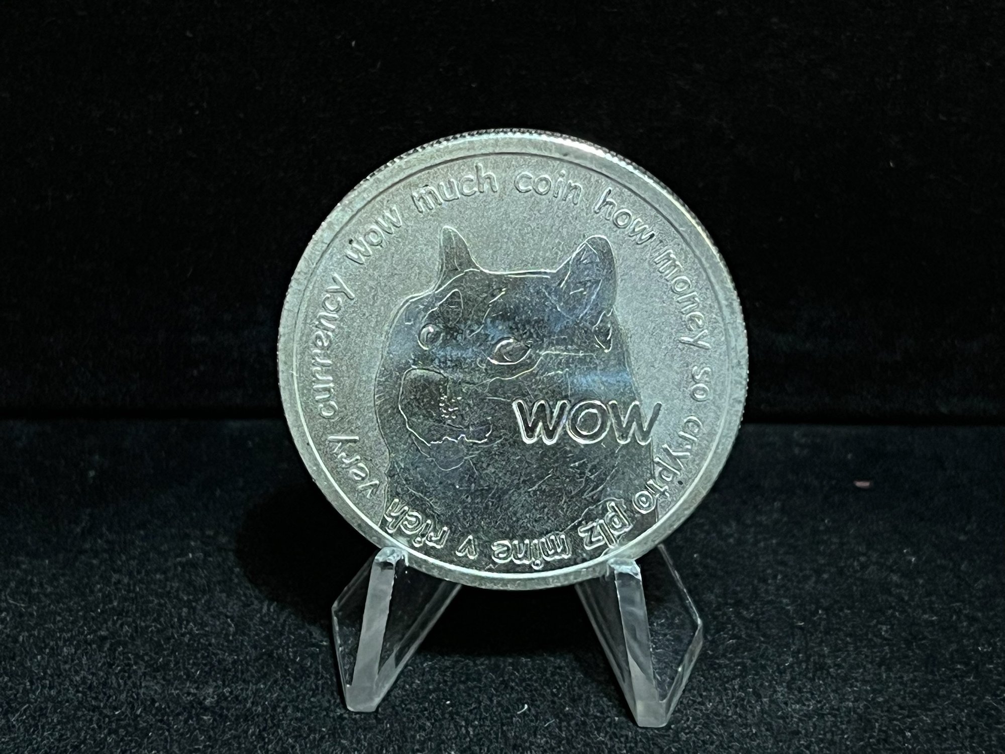 Doge Coin One Troy Ounce .999 Fine Silver Round #18575 | Auctionninja.com
