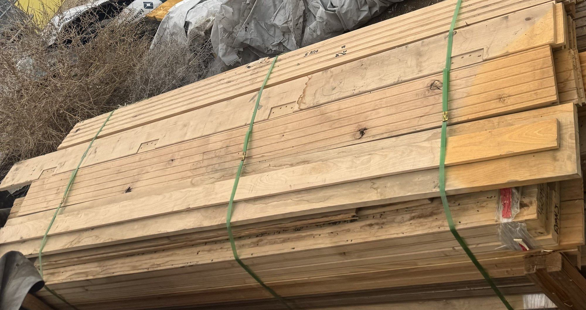 Large Pallet Of Assorted Sized Wood - (B354) YS #53410 | Auctionninja.com