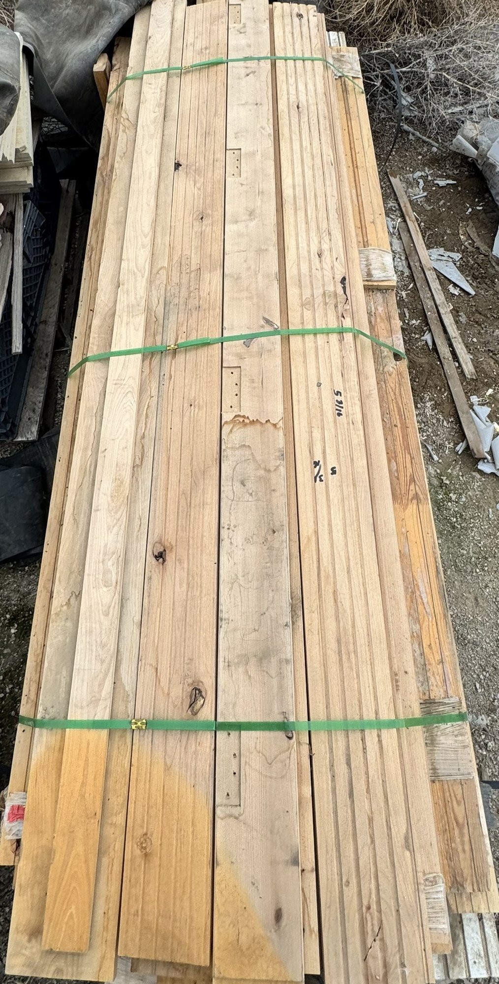 Large Pallet Of Assorted Sized Wood - (B354) YS #53410 | Auctionninja.com