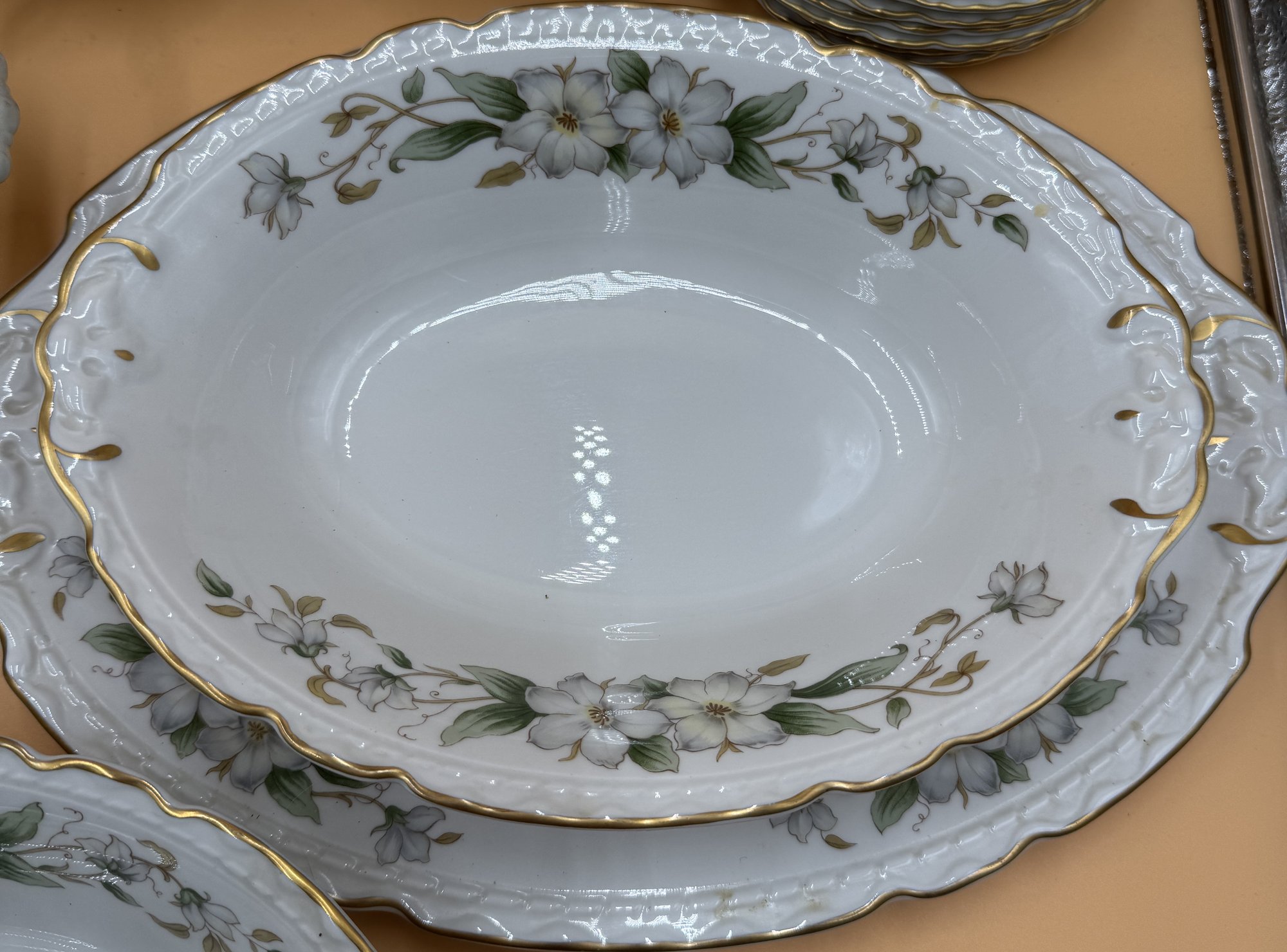 Pretty Service For 8 Pattern "Governor's Mansion" Featherweight China ...