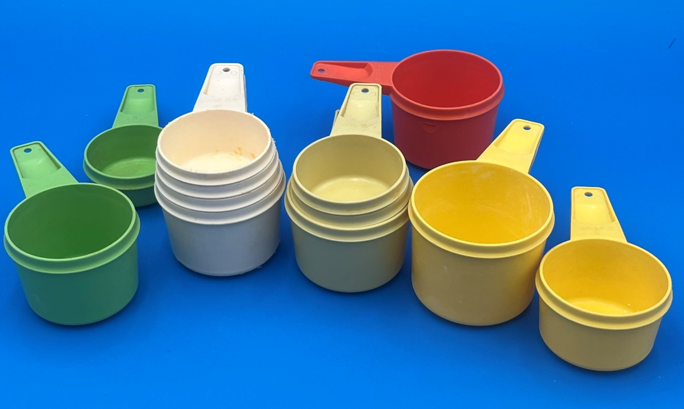 Vintage Tupperware Measuring Cup Collection #10687 | Auctionninja.com