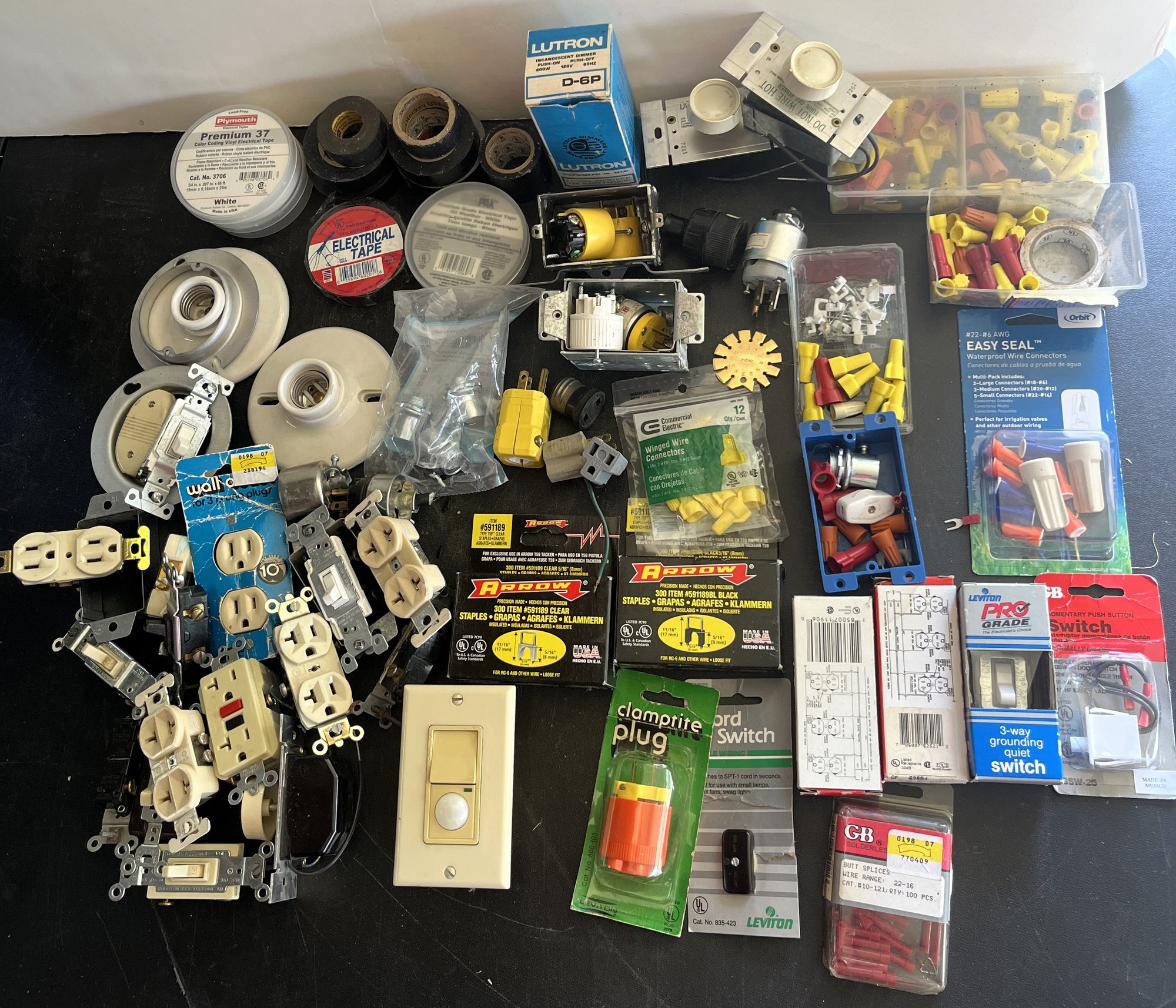 Large Electrical Item Bundle - (G) #32147 | Auctionninja.com