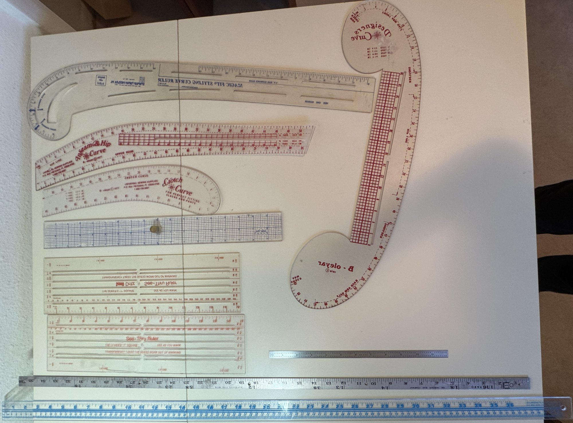 Sewing Rulers & Yard Sticks - (B2H) #40761 | Auctionninja.com