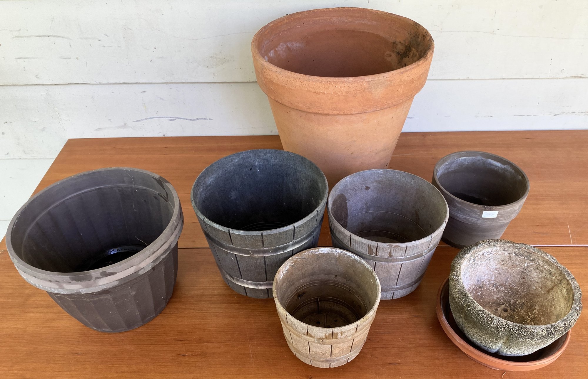 Assorted Flower Pots Bundle 1 - (BY) #31366 | Auctionninja.com