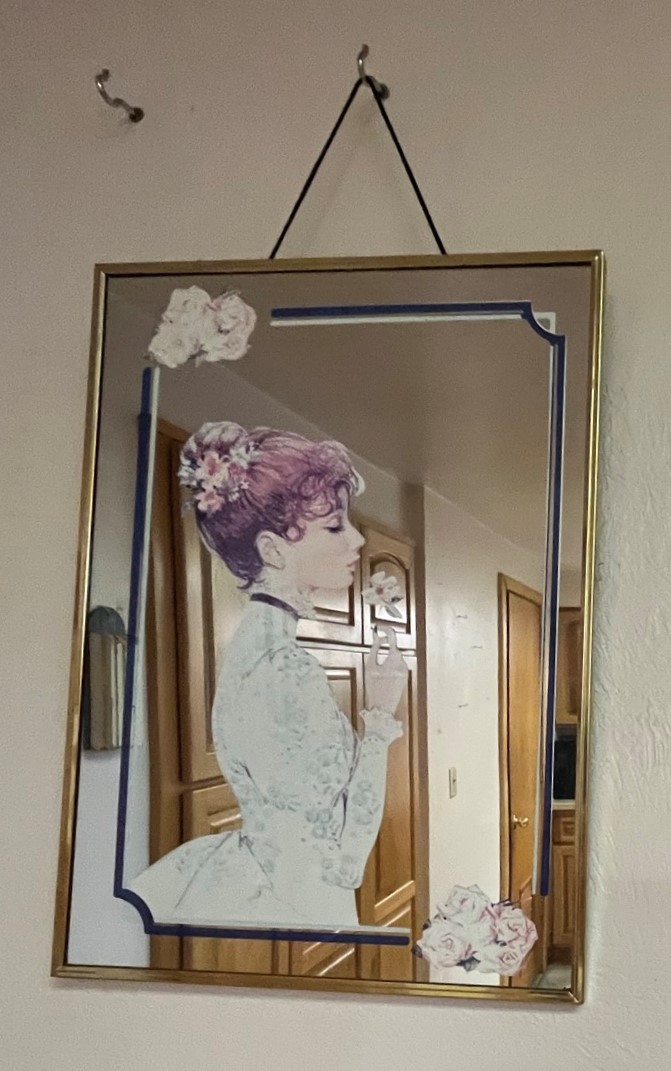 Vintage 1970's "Lady In The Mirror" #19277 | Auctionninja.com