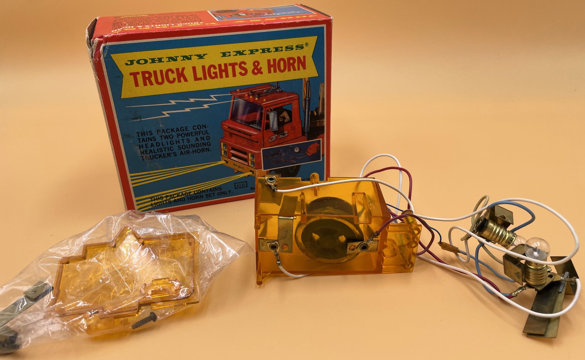 Johnny Express Truck Lights & Horn - (B1) #33739 | Auctionninja.com