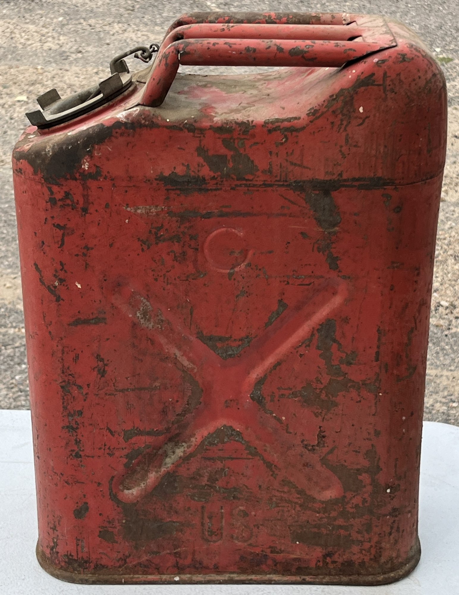 Vintage 5 Gallon Metal Gas Container - (SA1) #34451 | Auctionninja.com