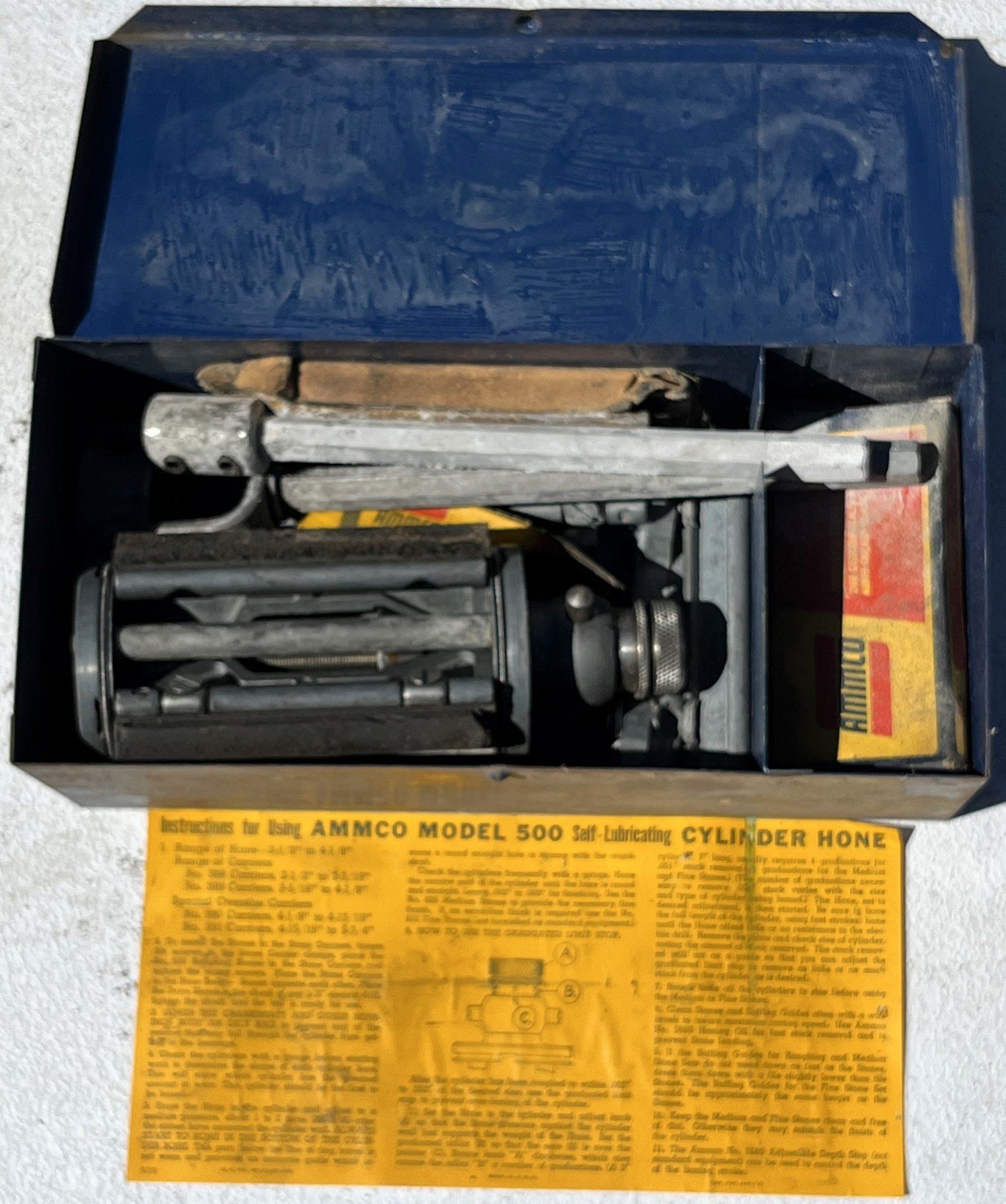 AMMCO Model 500 Self Lubricating Hone In Metal Case - (SA2) #34310 ...