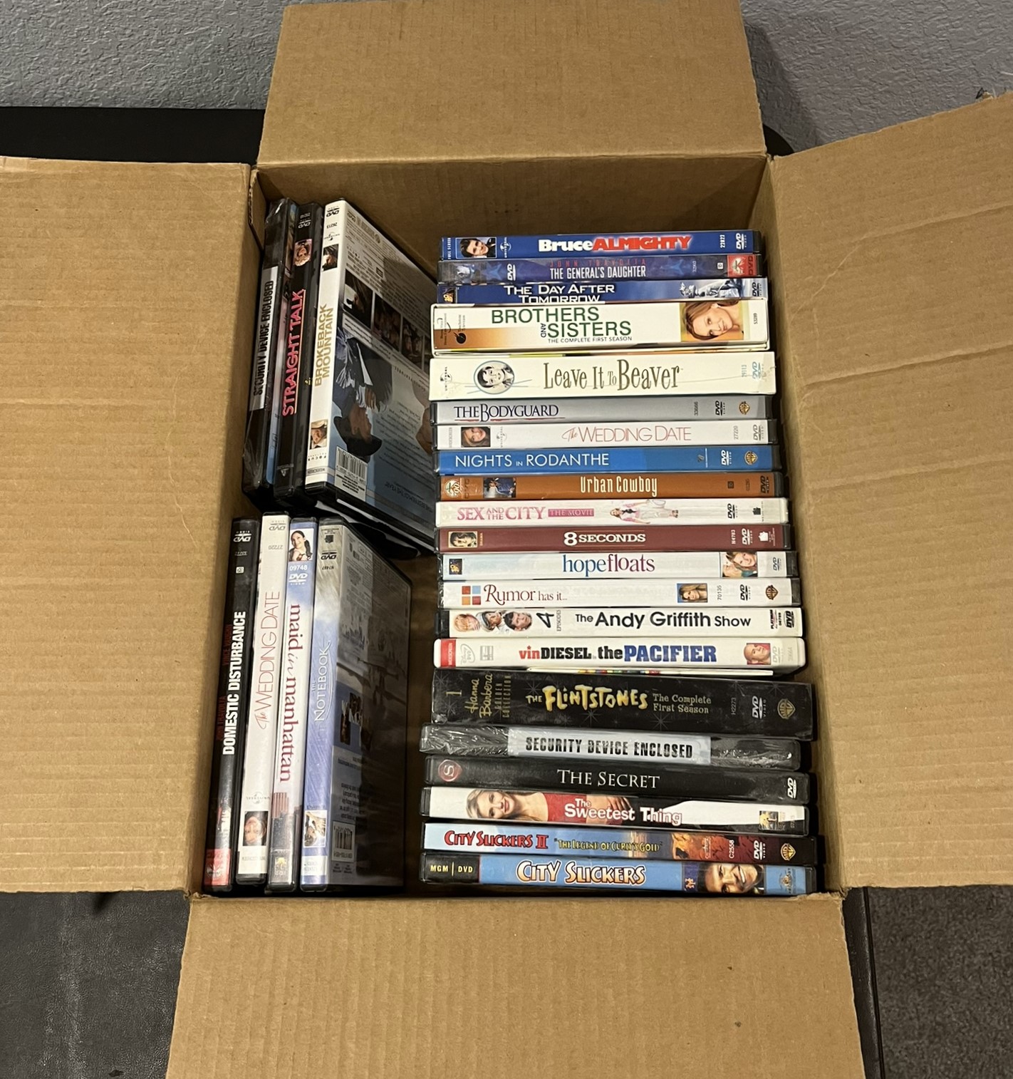 Lot Of DVD's - (BU2) #31135 | Auctionninja.com