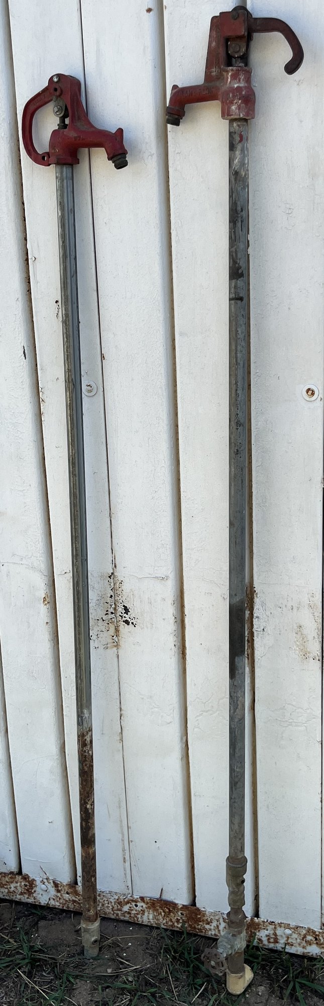 2 Vintage Water Hydrants - (SC2) #34578 | Auctionninja.com