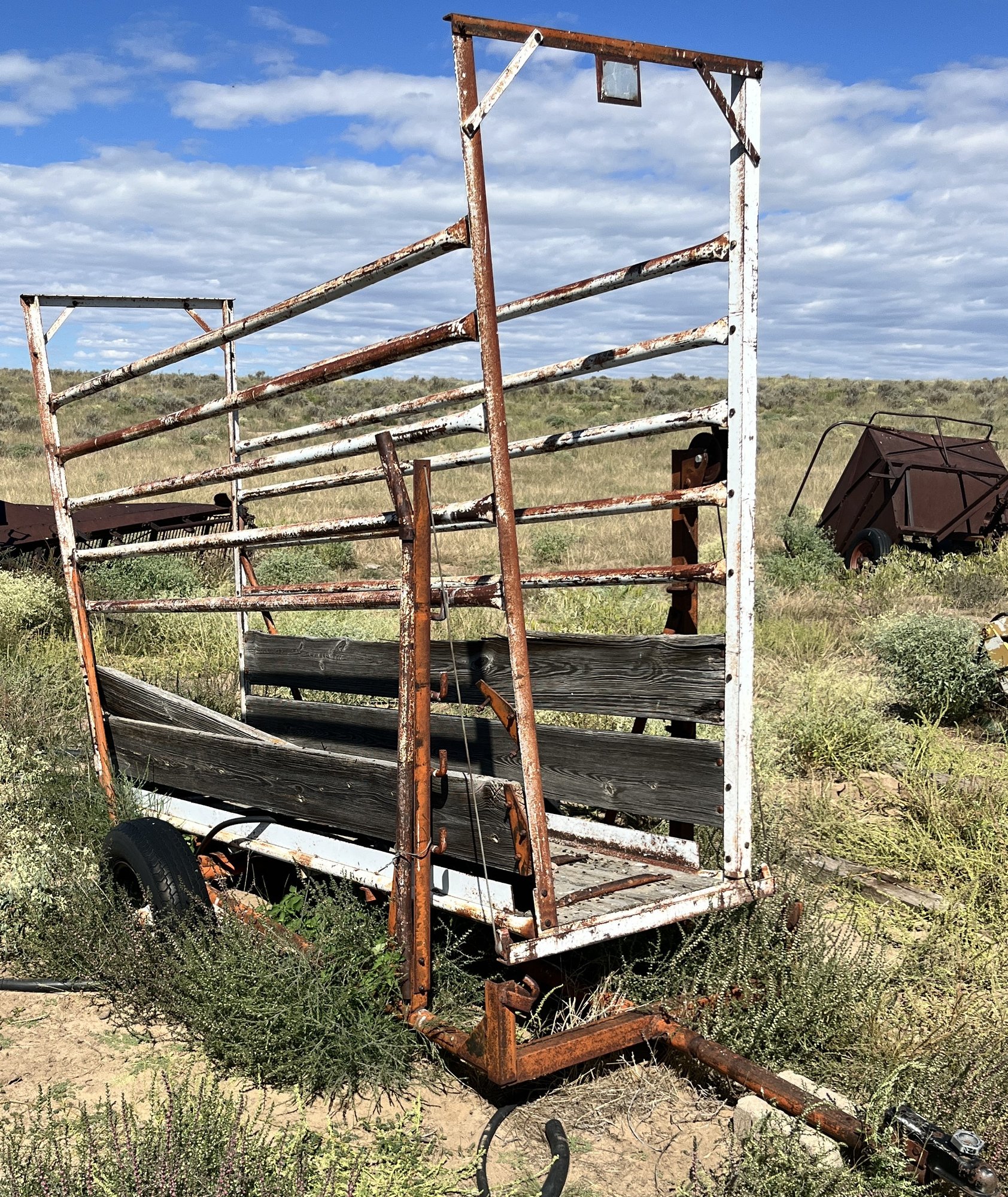 Livestock Loading Chute Trailer #34948 | Auctionninja.com