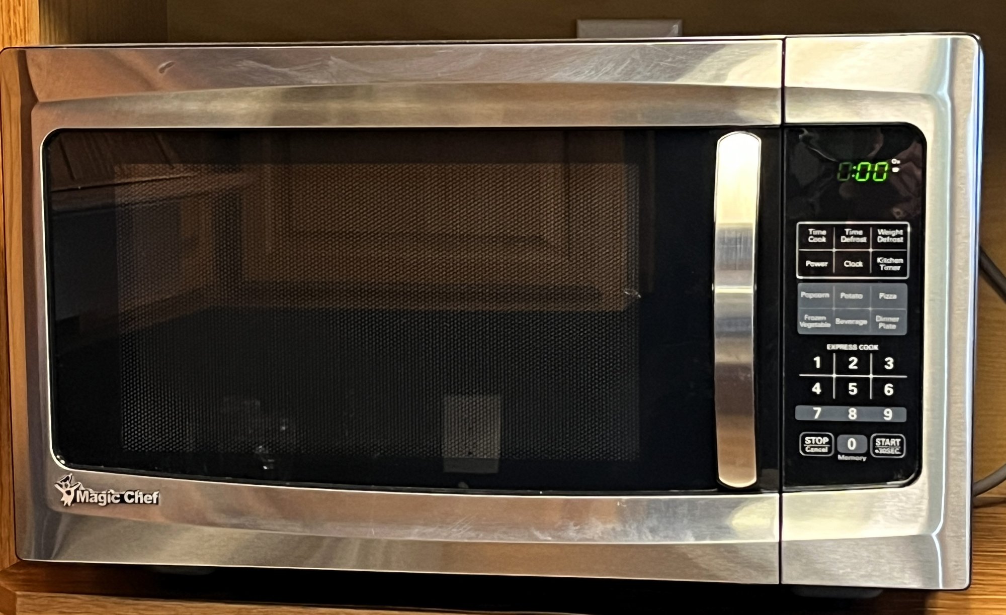 Magic Chef Microwave Oven Model: HMM1611ST- (K) #23679 | Auctionninja.com