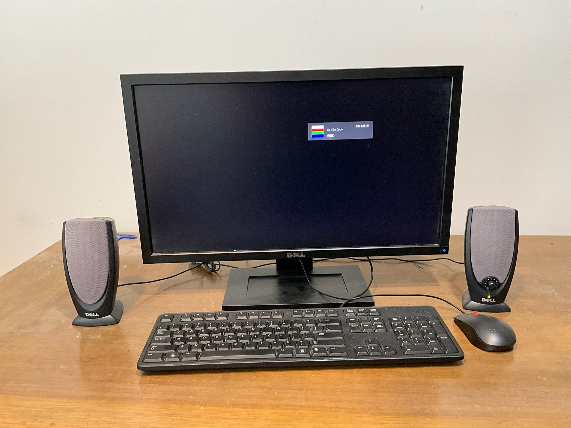Dell Computer Monitor, Keyboard, Mouse And Speakers. #28968 ...
