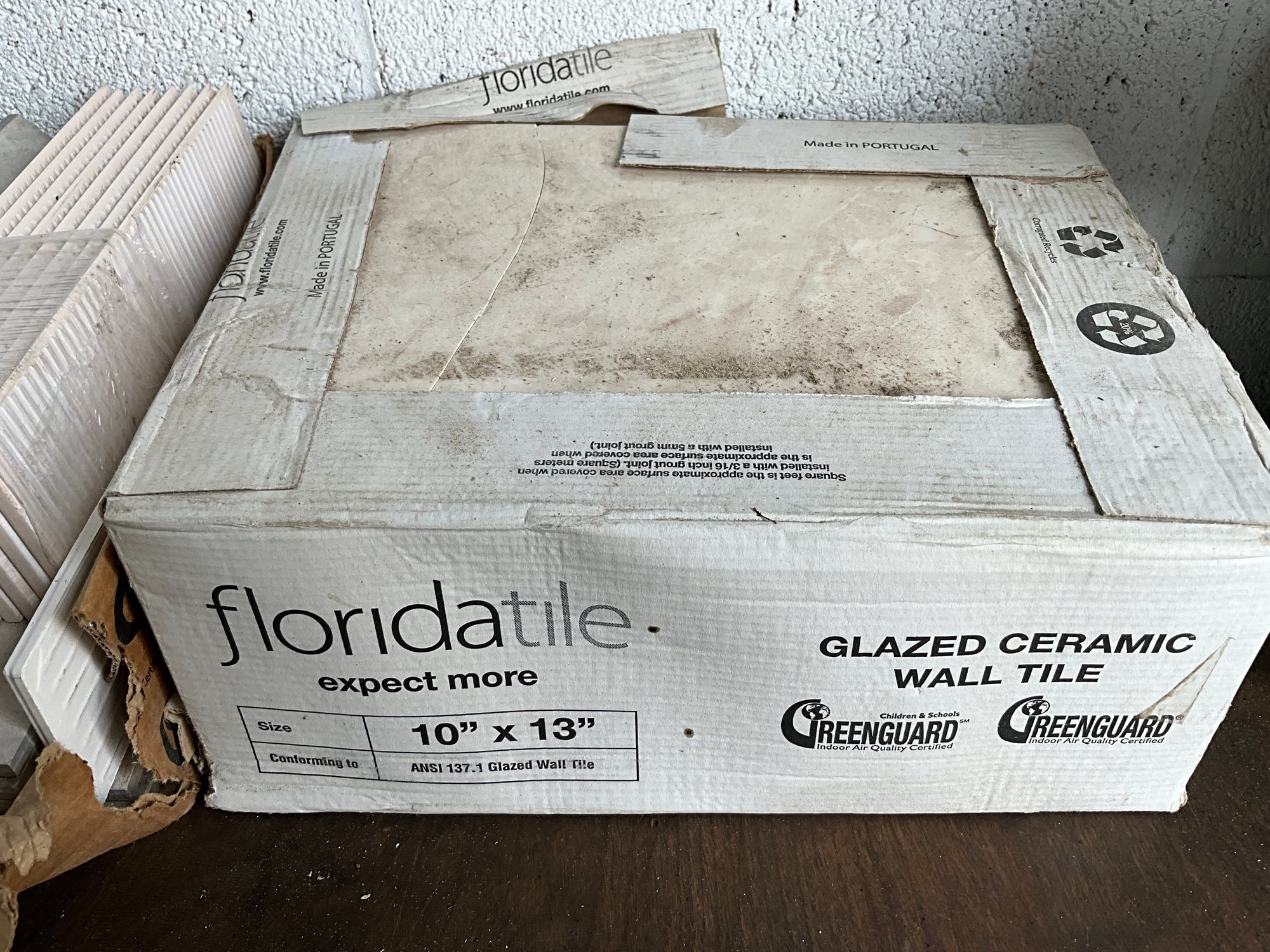 Grouping Of Miscellaneous Tile #35495 | Auctionninja.com