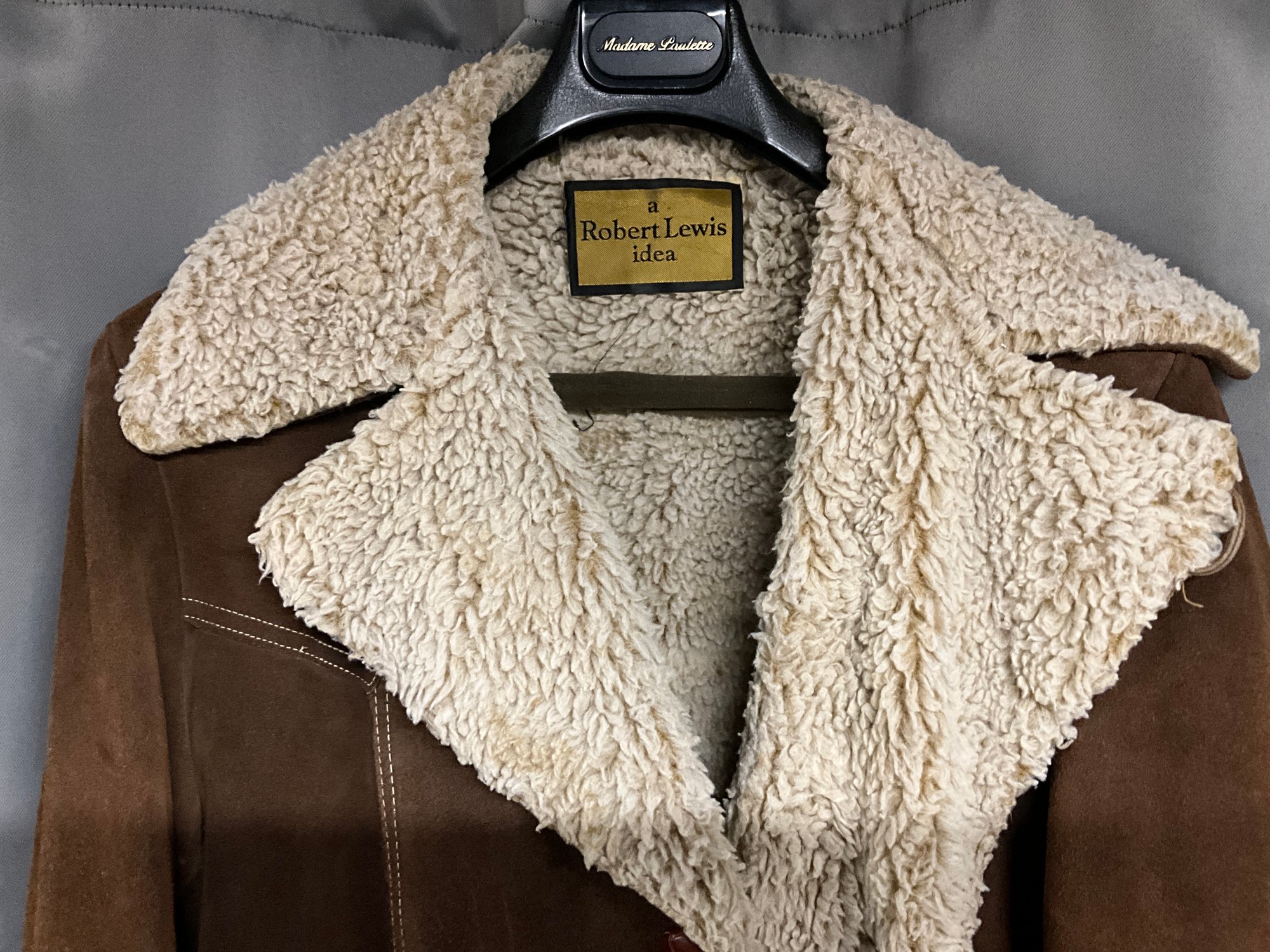 Robert Lewis Sherpa Lined Suede Coat #31518 | Auctionninja.com
