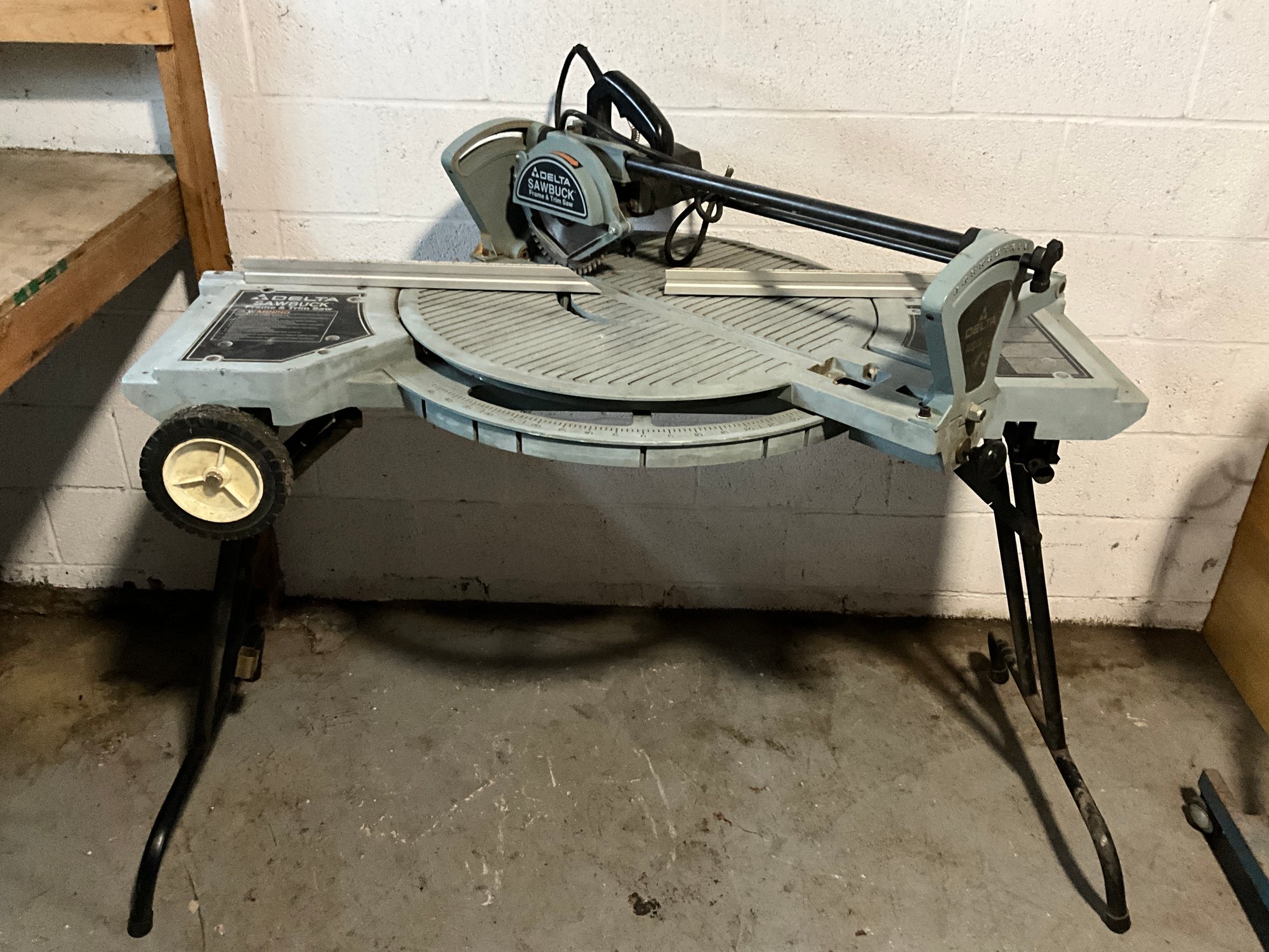 Delta Sawbuck Frame And Trim Saw #33291 | Auctionninja.com