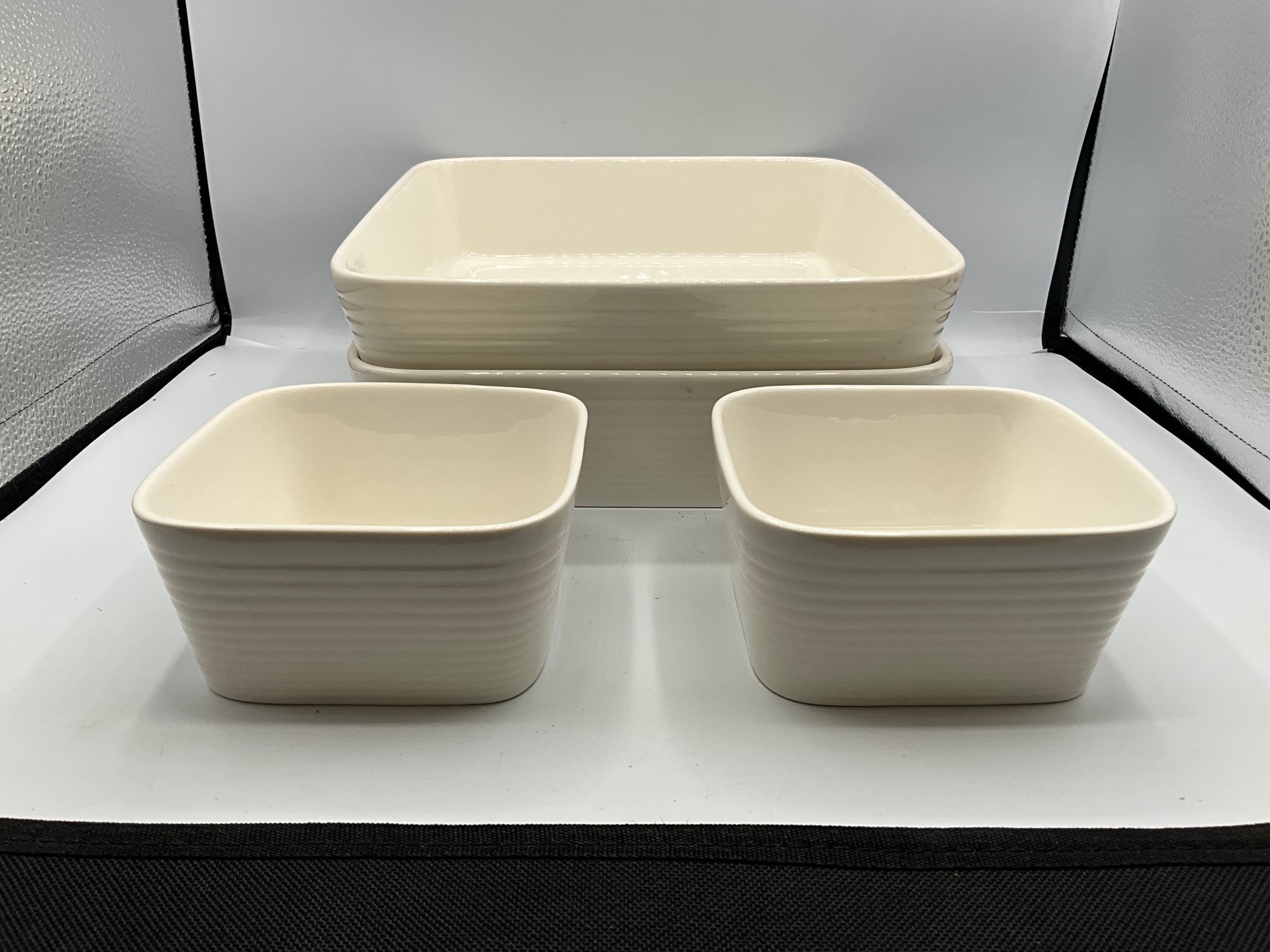 Royal Doulton Gordon Ramsay Bakeware #33297 | Auctionninja.com