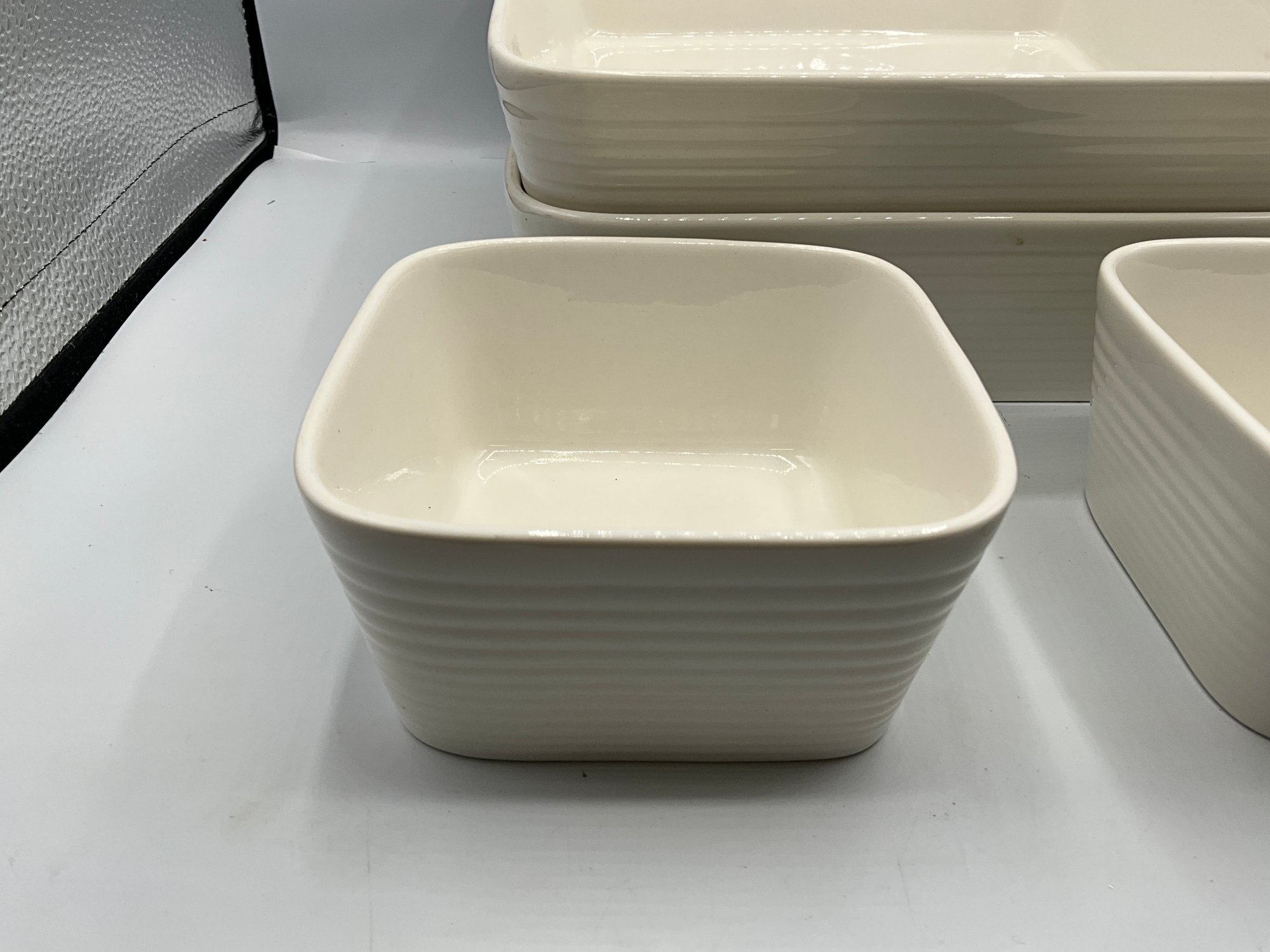 Royal Doulton Gordon Ramsay Bakeware #33297 | Auctionninja.com