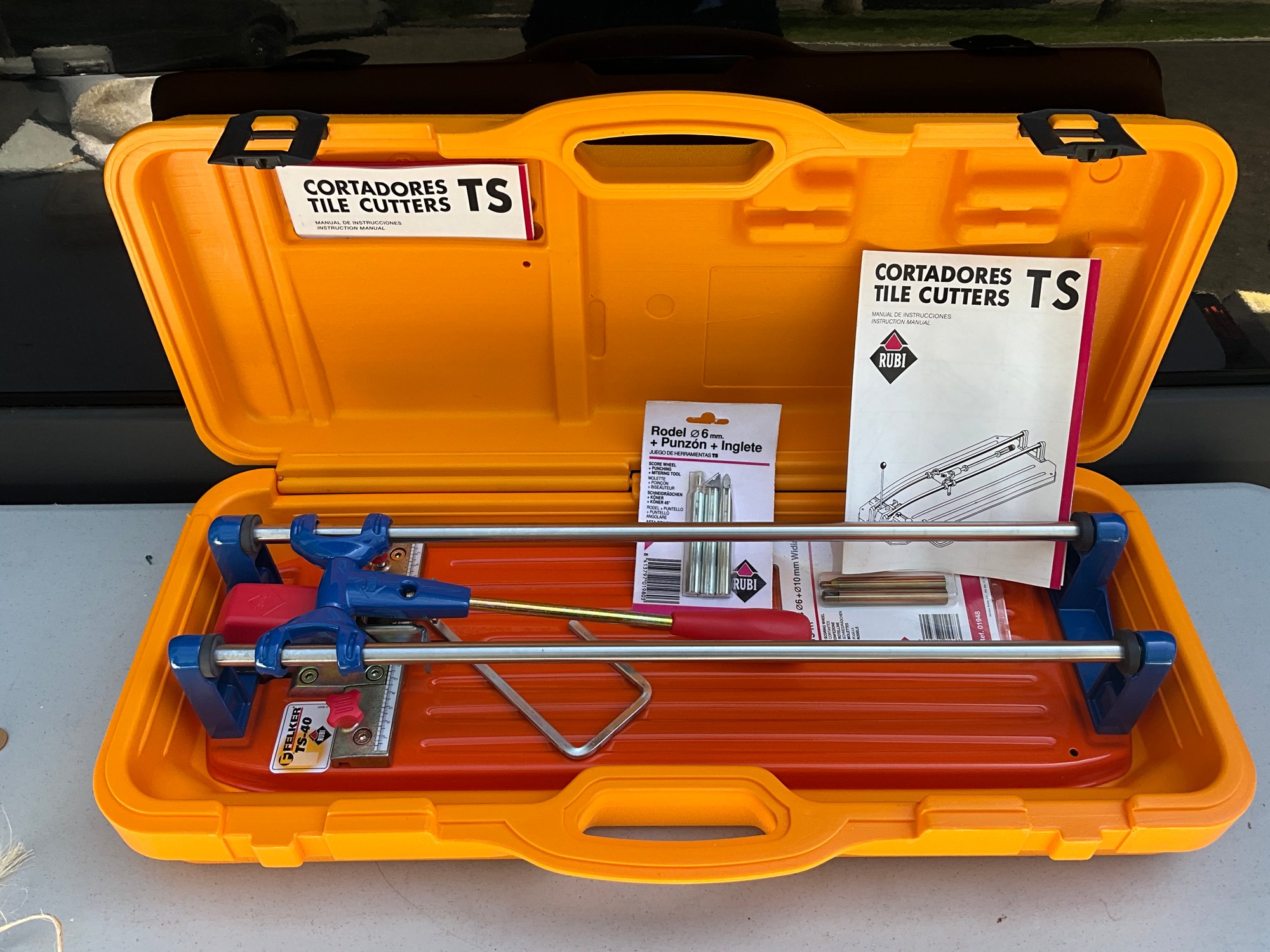 Felker Tile Cutter - Model No. TS-40 #34314 | Auctionninja.com