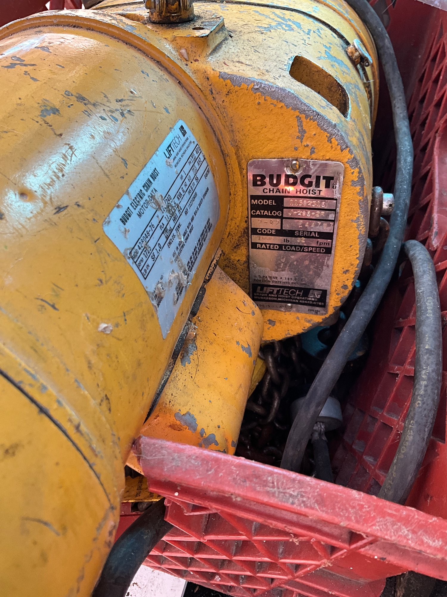 Budgit Chain Hoist - Model No. 11584316 Incl. Dollie #34455 ...