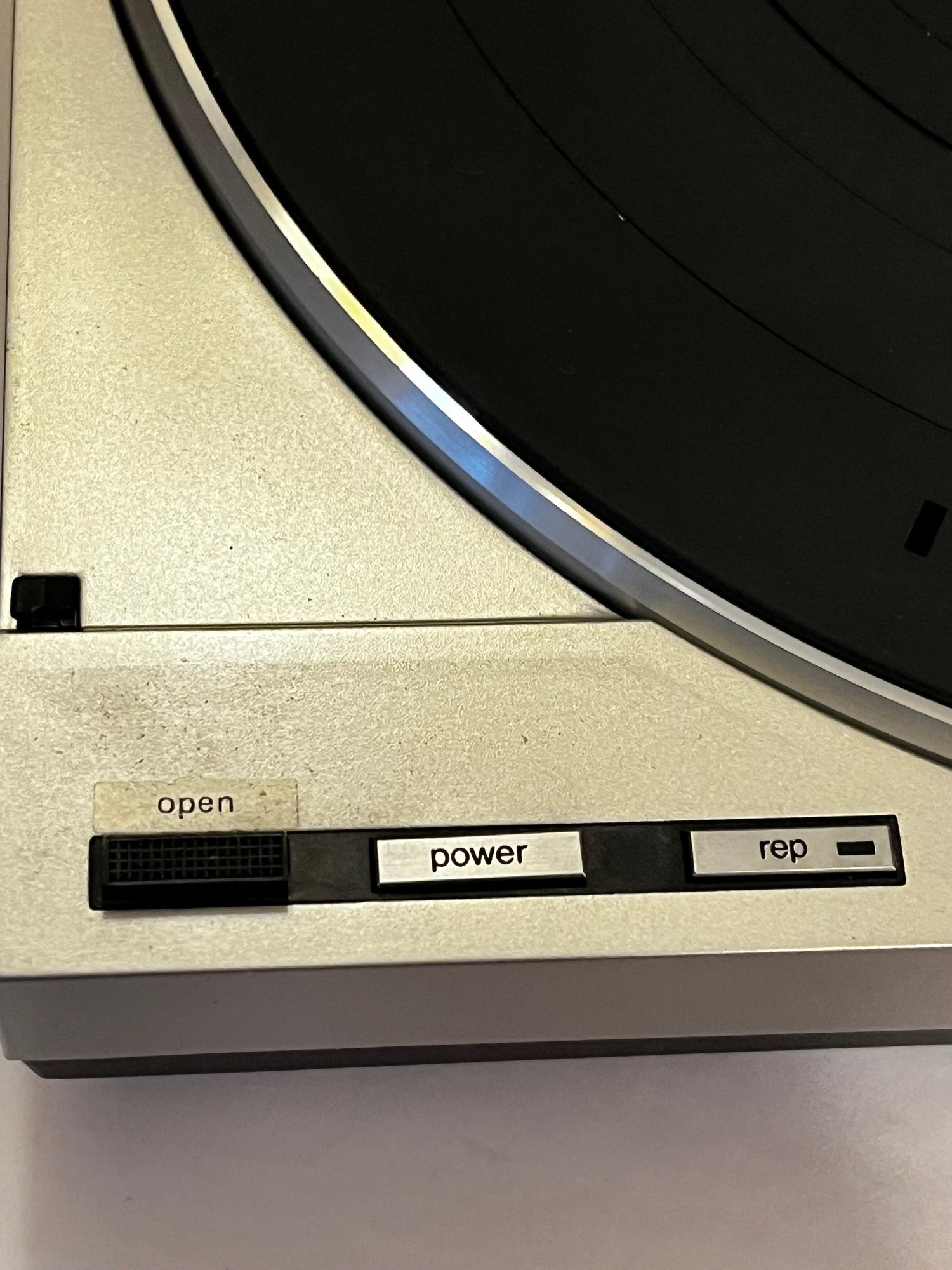 Technics SL-7 Turn Table #10232 | Auctionninja.com