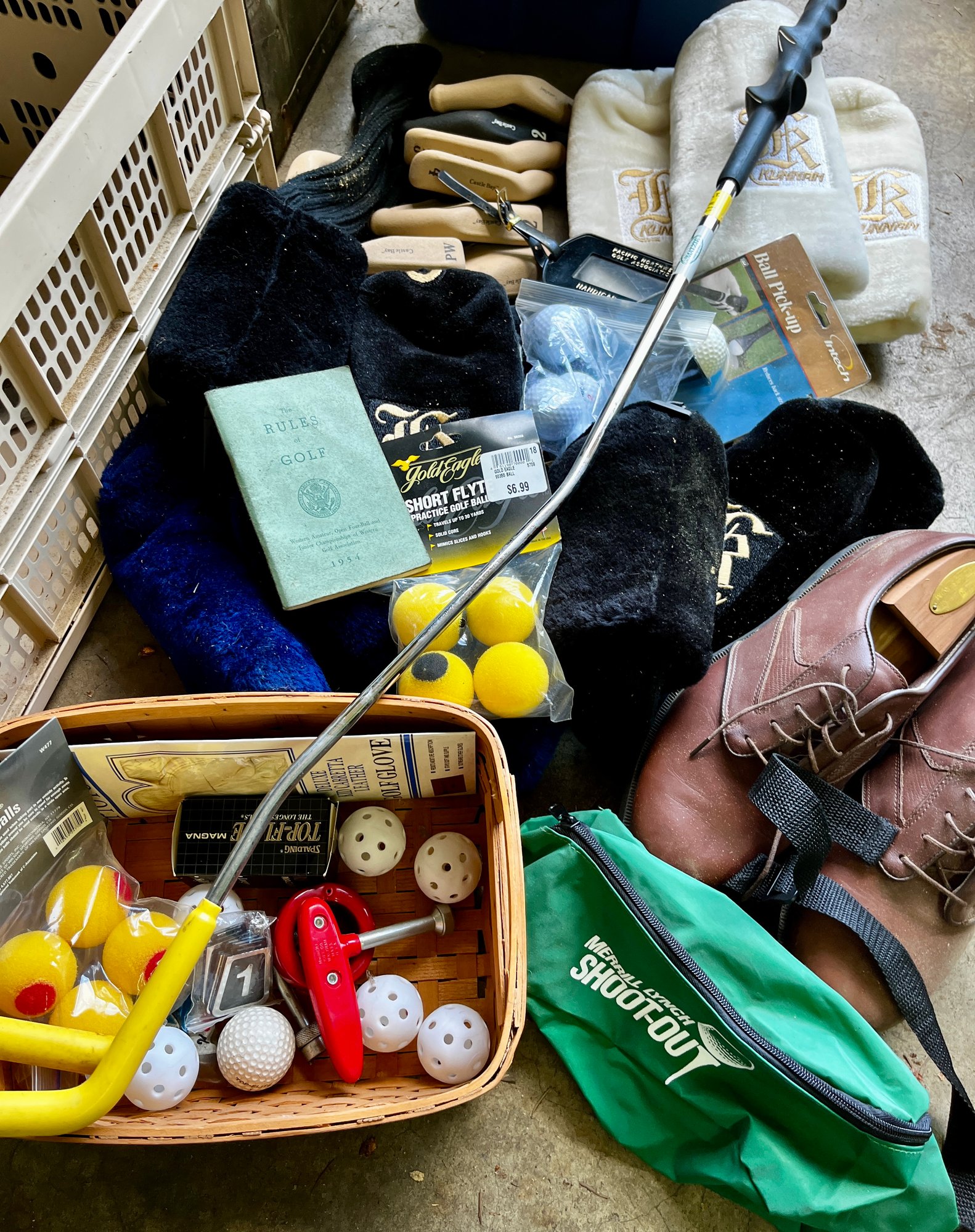 Golf Club Covers , Gold Balls & Golf Shoes #3302 | Auctionninja.com