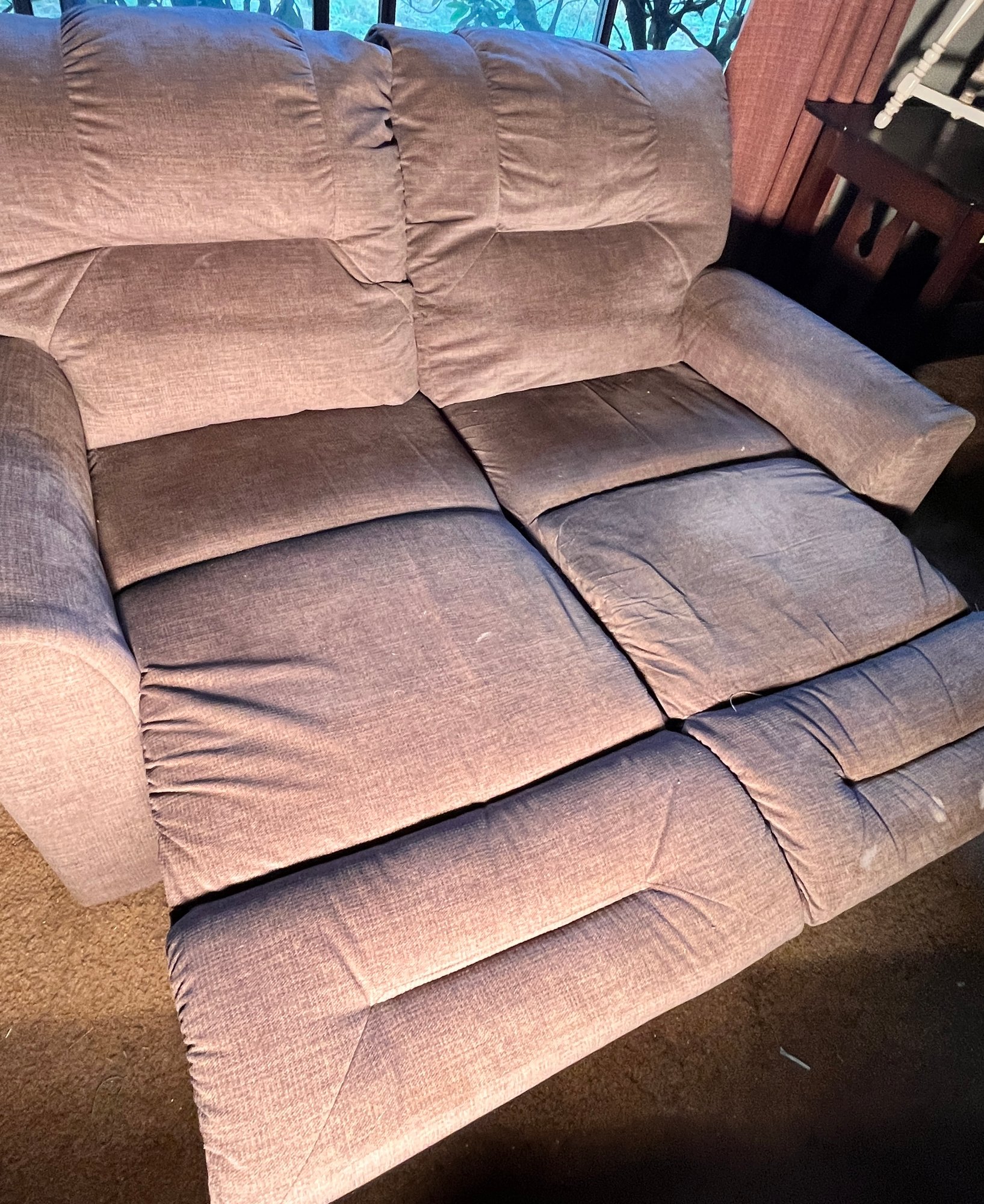 Laz Boy Double Recliner Love Seat #4375 | Auctionninja.com