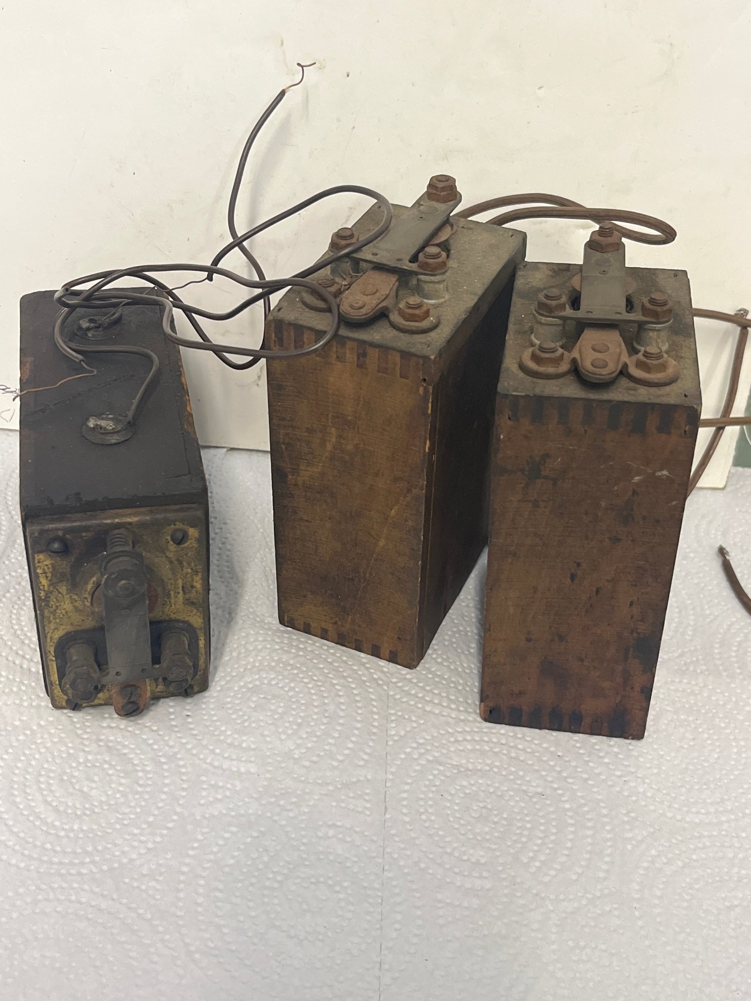 Antique FORD Model T Ignition Battery Boxes & Square D Transformer ...