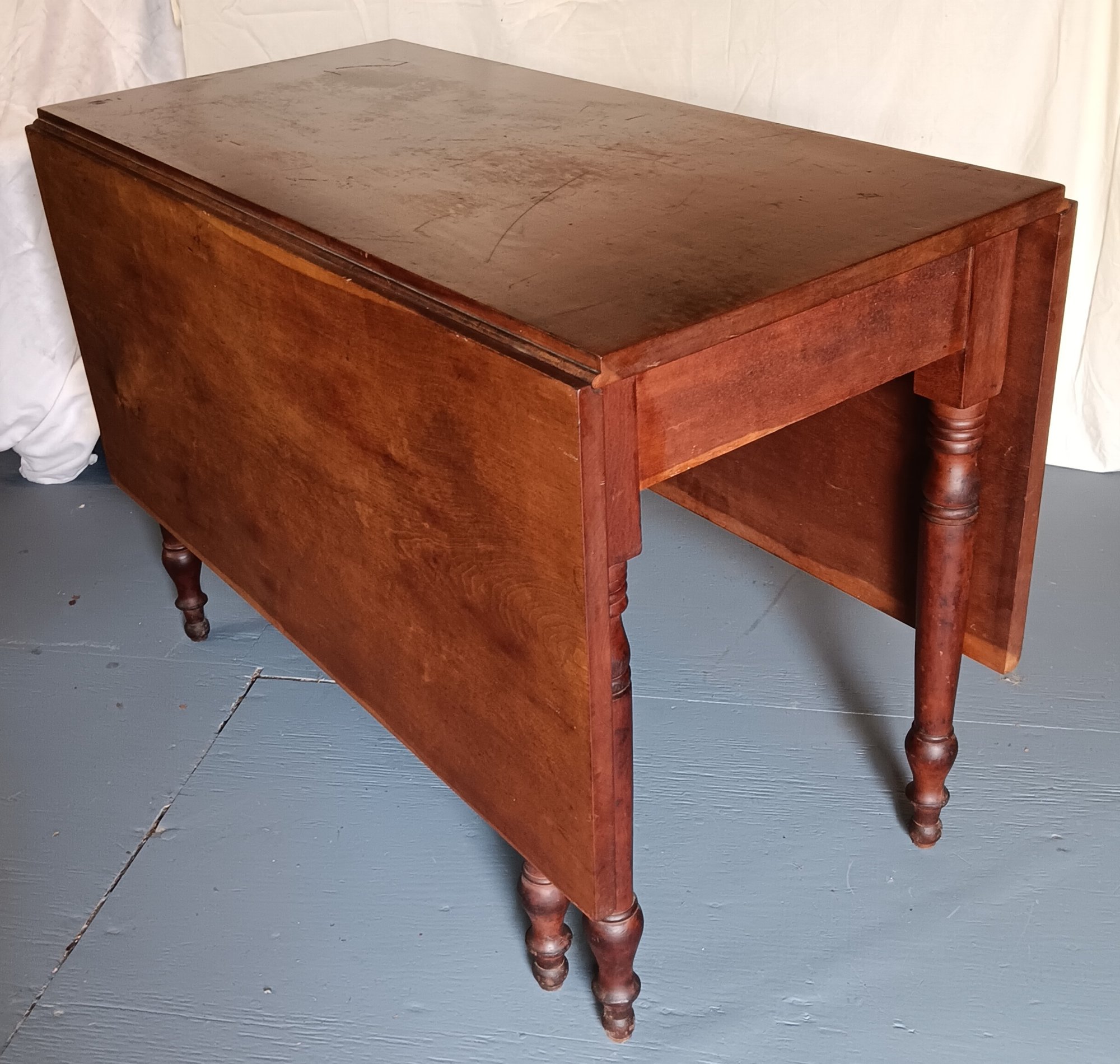 Antique Drop-Side Gateleg Table #4710 | Auctionninja.com