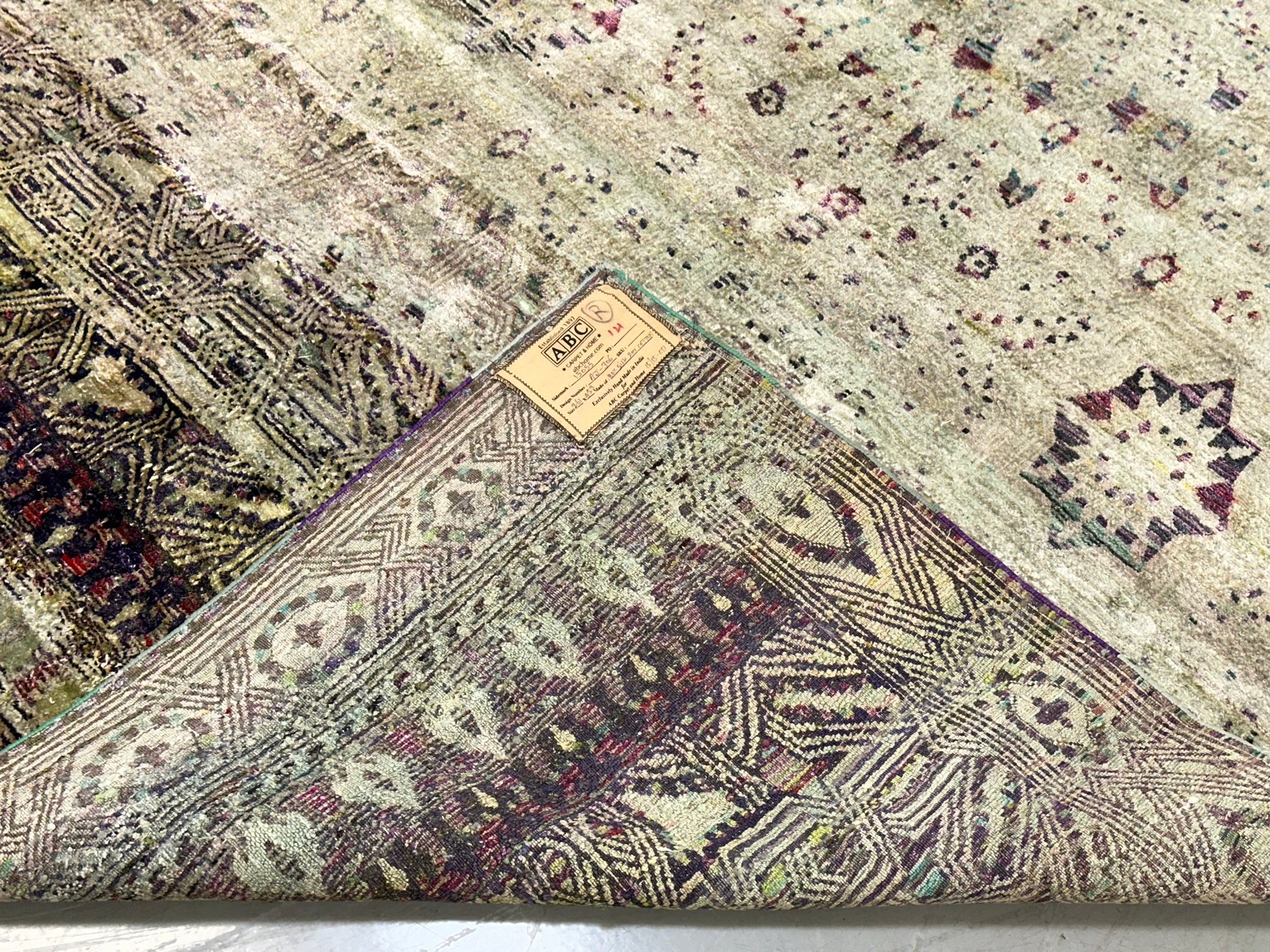 Gorgeous ABC Carpet And Home Silk Blend Area Rug #5018 | Auctionninja.com