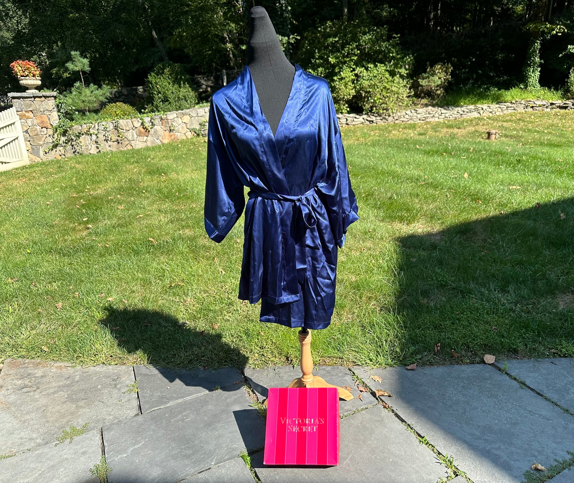 New Victorias Secret Navy Blue Satin Robe #4689 | Auctionninja.com