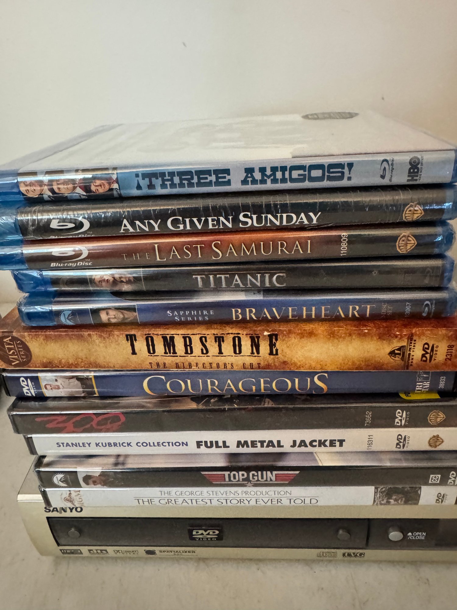 Sanyo DVD Player / Sony Blue Ray Disc DVD Player / NEW Unopened DVD And ...